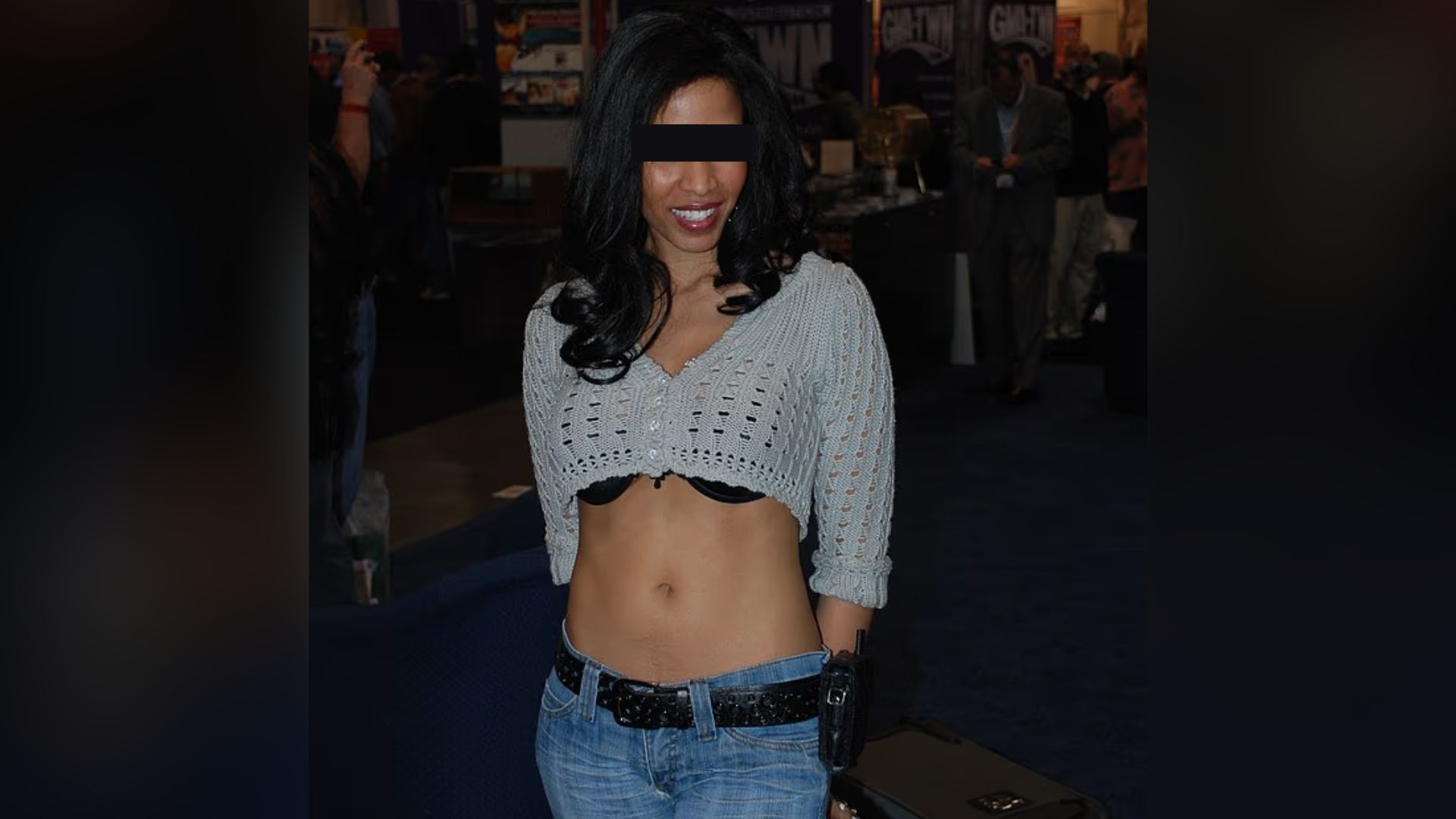 Detienen a Devyn Michaels; ¿de qué está acusada la actriz de cine para adultos?