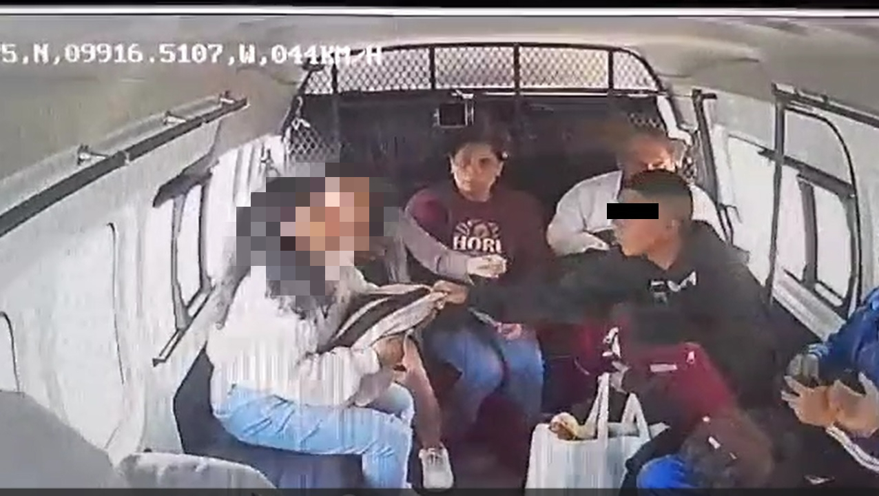 Video: Captan robo en combi en Naucalpan, Edomex
