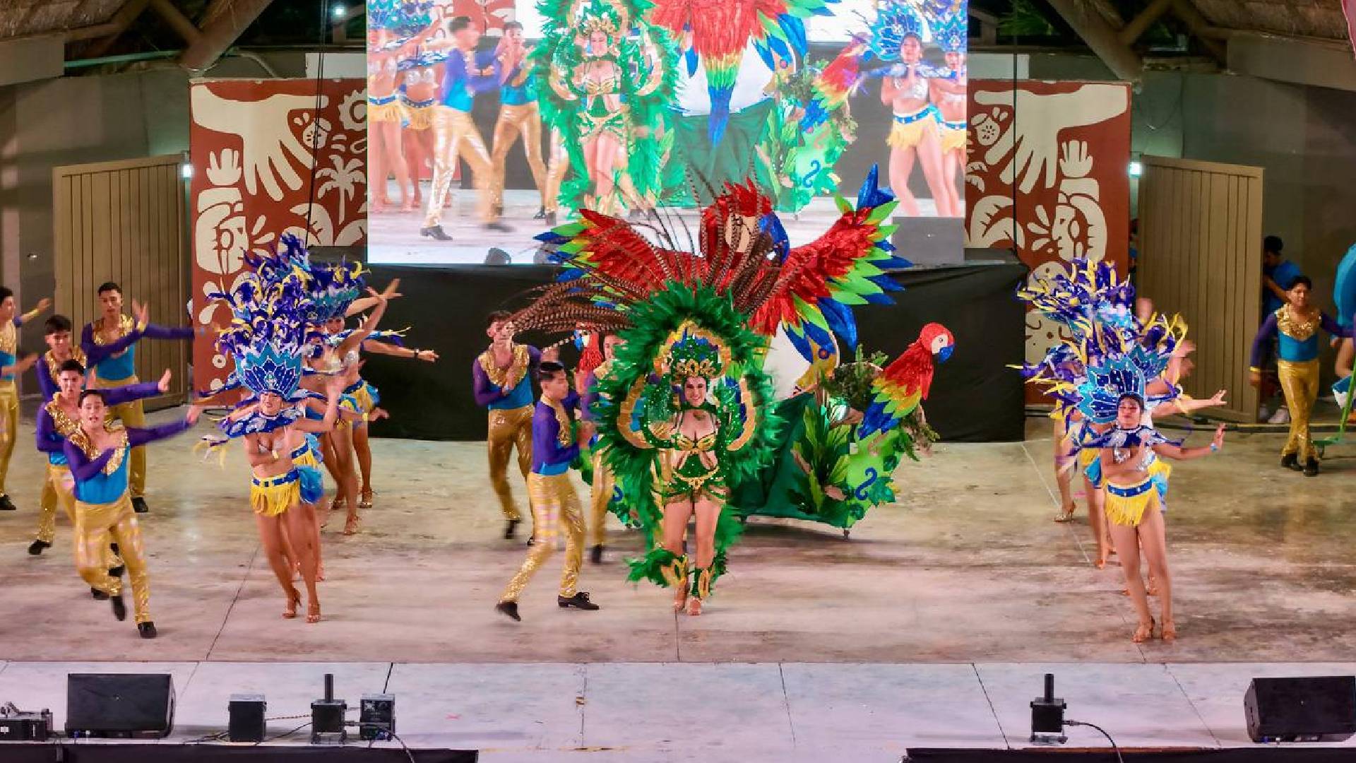 ¿A qué hora comienza HOY el Carnaval de Cancún 2026? Desfile y Quema ...