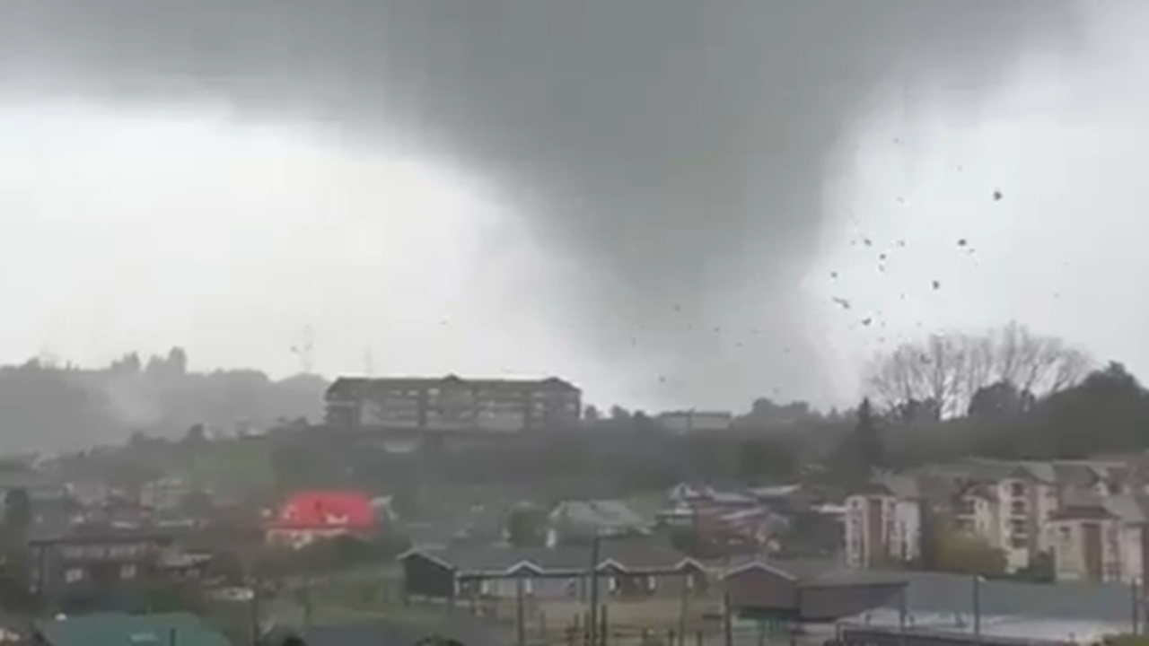 Así fue como tornado en Chile DESTRUYÓ todo a su paso hoy 25 de mayo de 2025