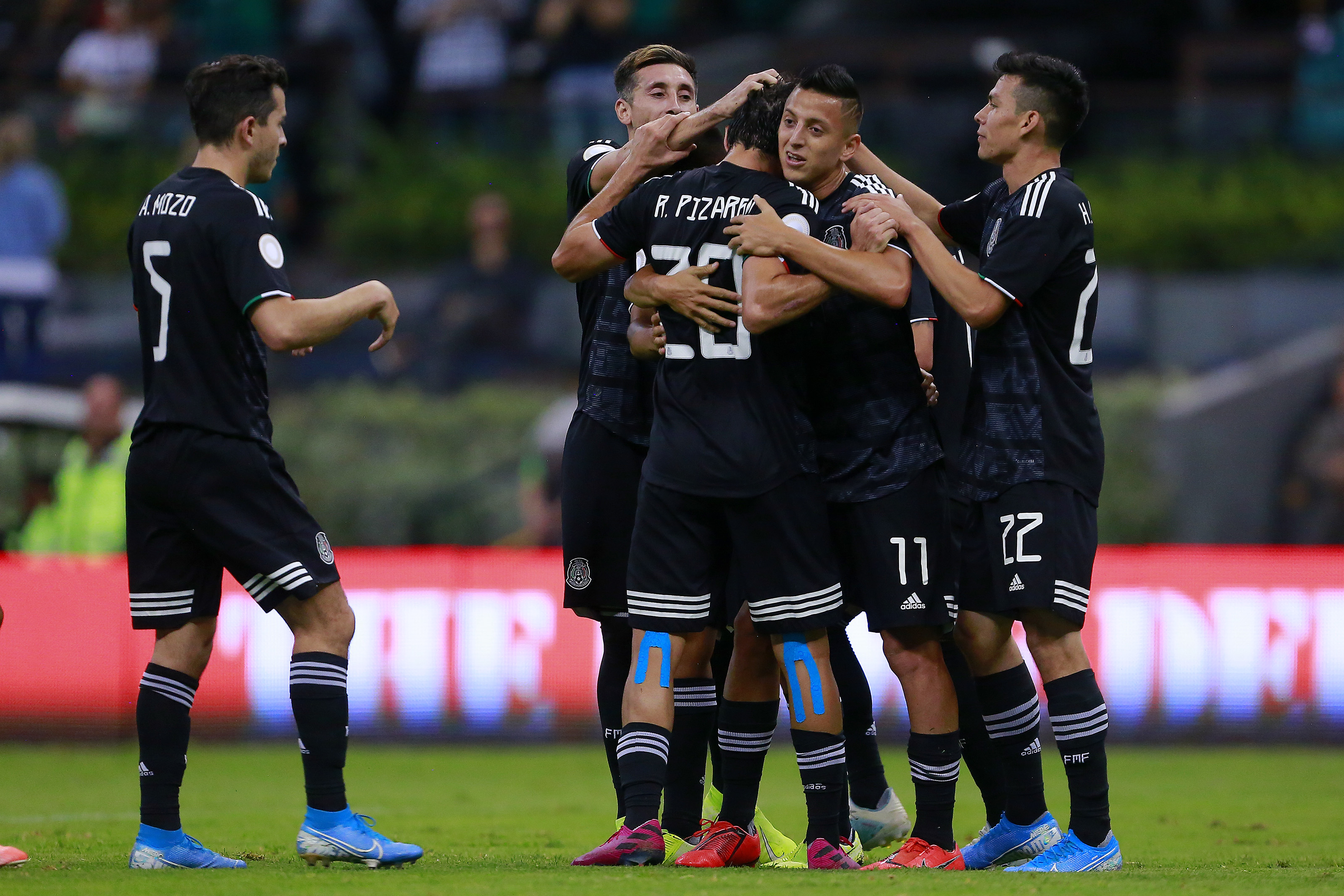 La Selección Azteca venció a Panamá con goles de Alvarado y Macías