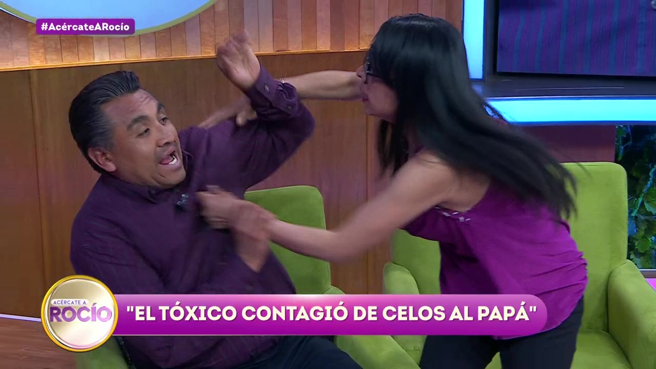 El tóxico contagió de celos al papá | Acércate a Rocío