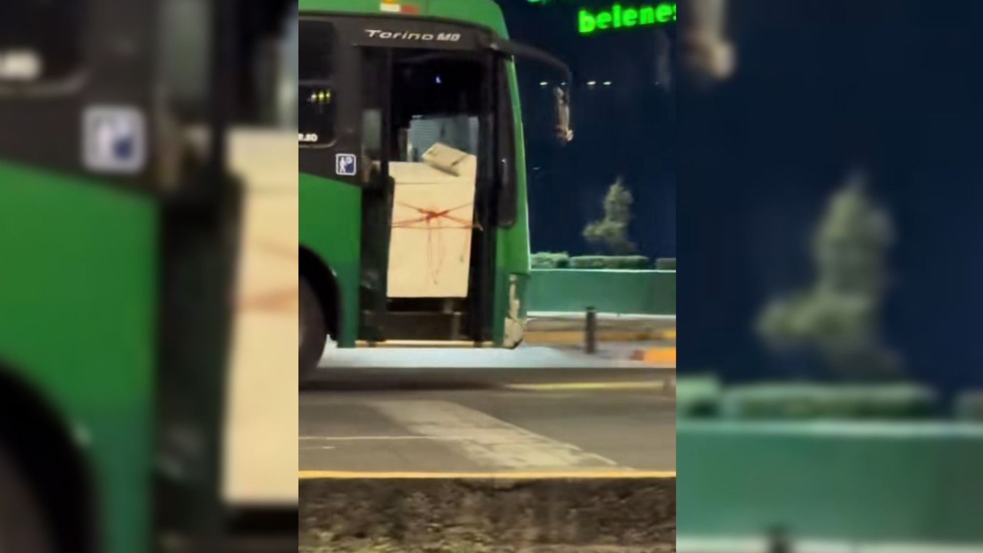 Captan en Plaza Belenes, en Zapopan, un camión del transporte público ...