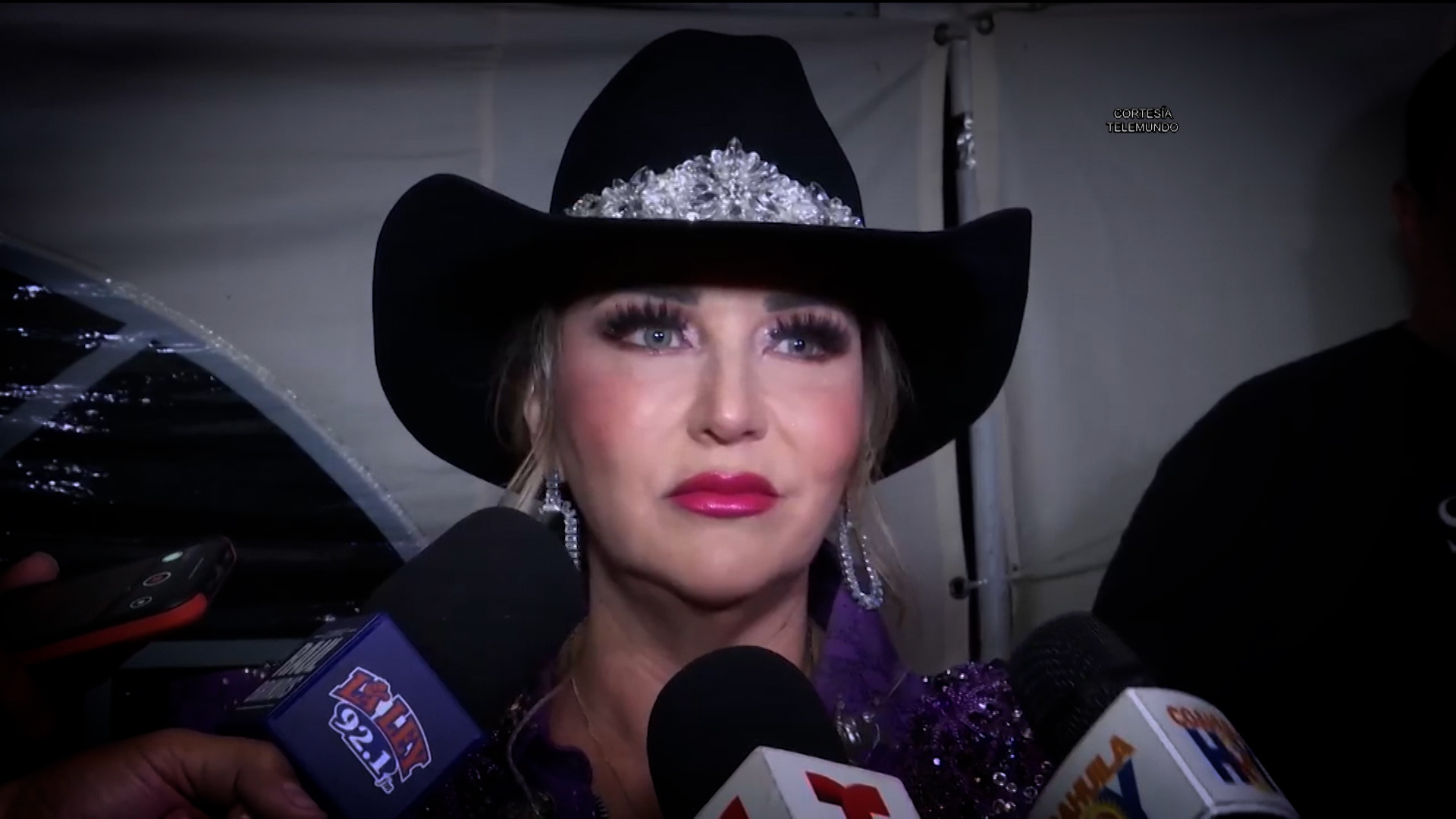 Alicia Villarreal desmiente a Cruz Martínez y revela con quién viven ...