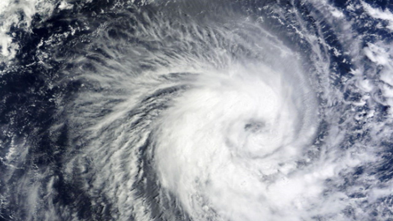 Huracán Kristy ya es categoría 3: ¿Cuál será su trayectoria?