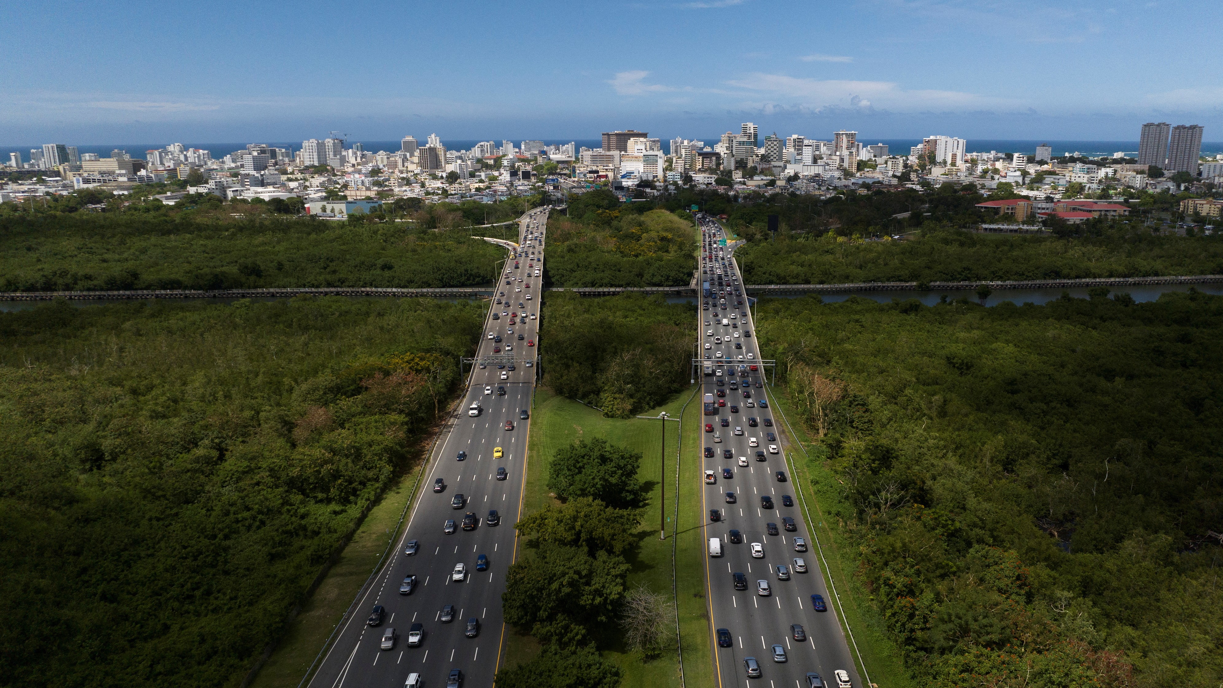 Se reporta apagón en Puerto Rico hoy: ¿Qué lo causó y qué zonas están sin luz?