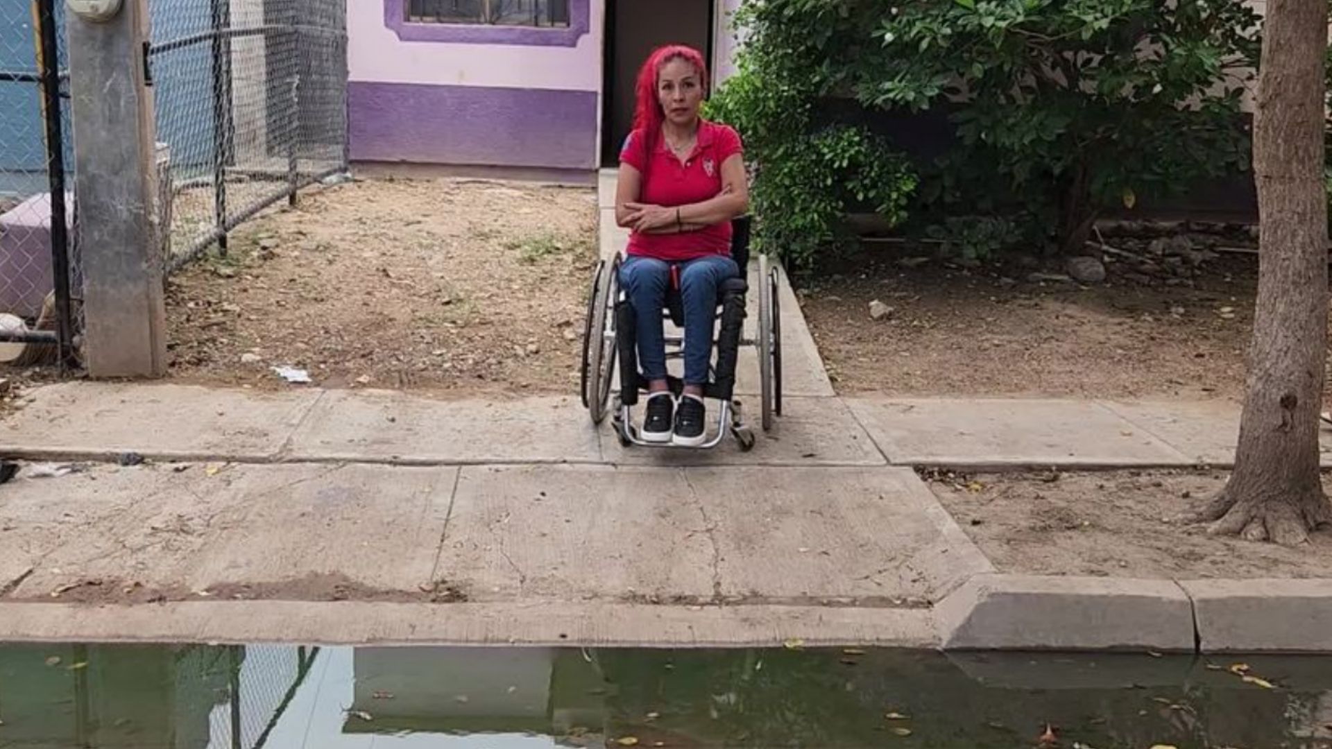 Fuga de aguas negras afecta la vida de Olga, vecina en silla de ruedas ...