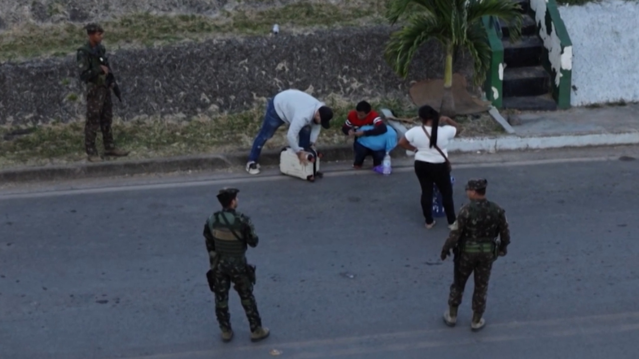 Retenes militares y vigilancia extrema: el relato de un trayecto por ...