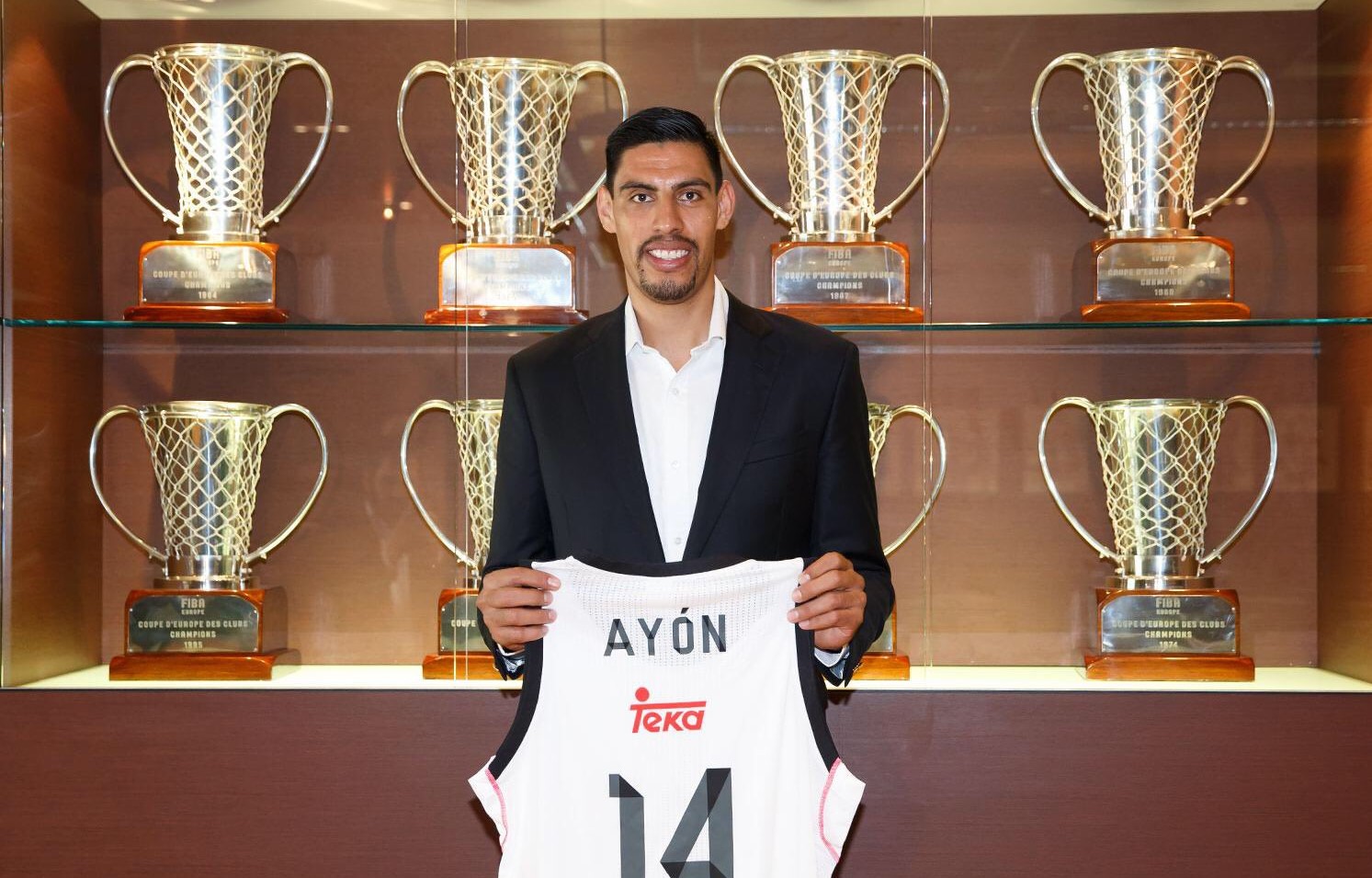 Gustavo Ayón: "Tuve la oportunidad de volver a la NBA"