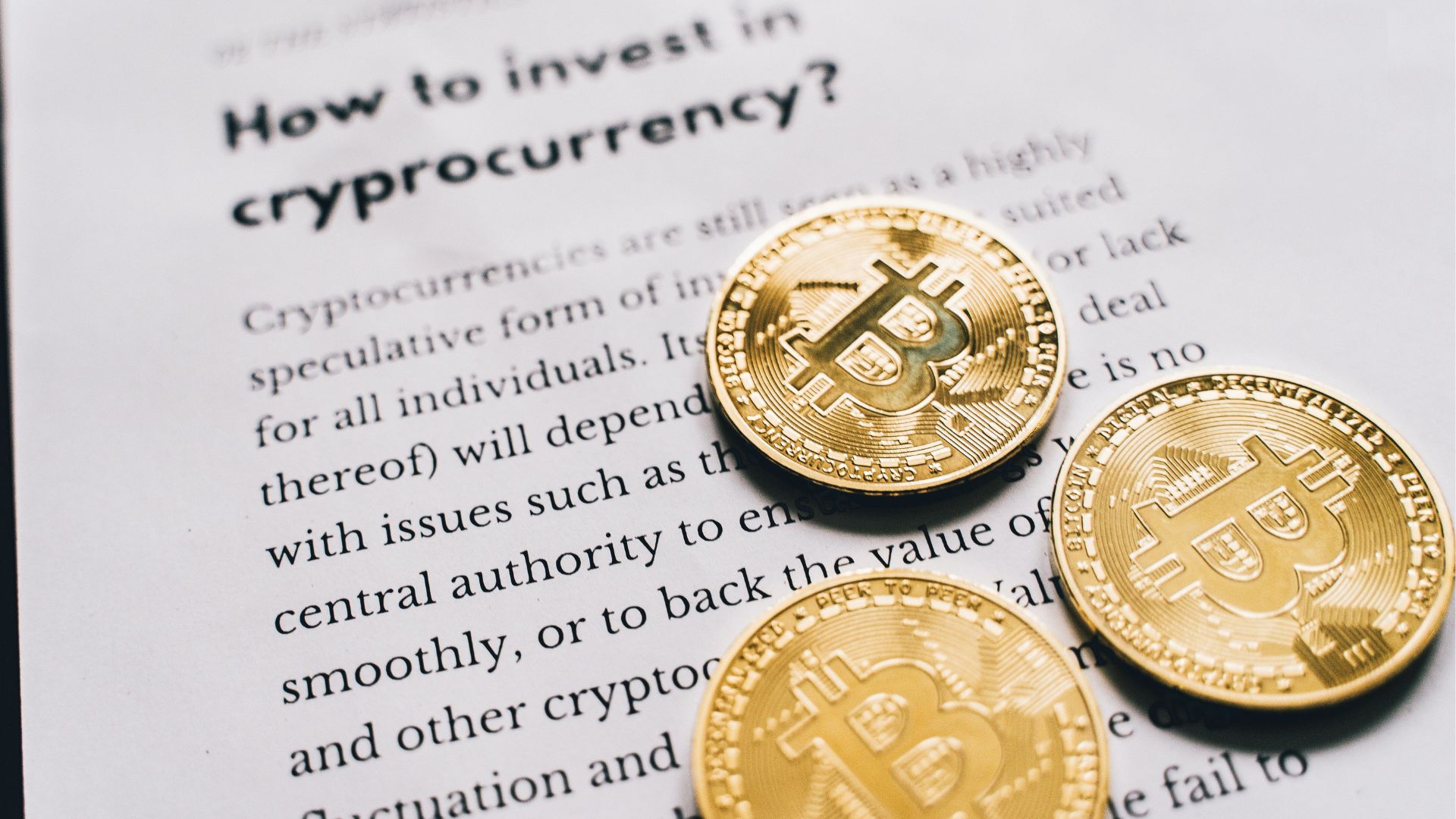 Mexicano crea academia para entender el mundo de criptomonedas