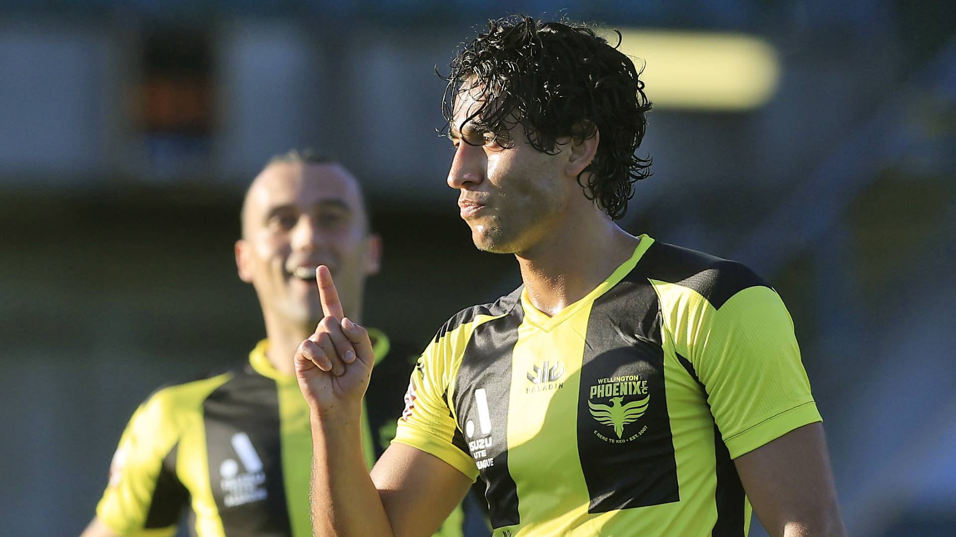VIDEO: El golazo de Gael Sandoval ante el Brisbane Roar