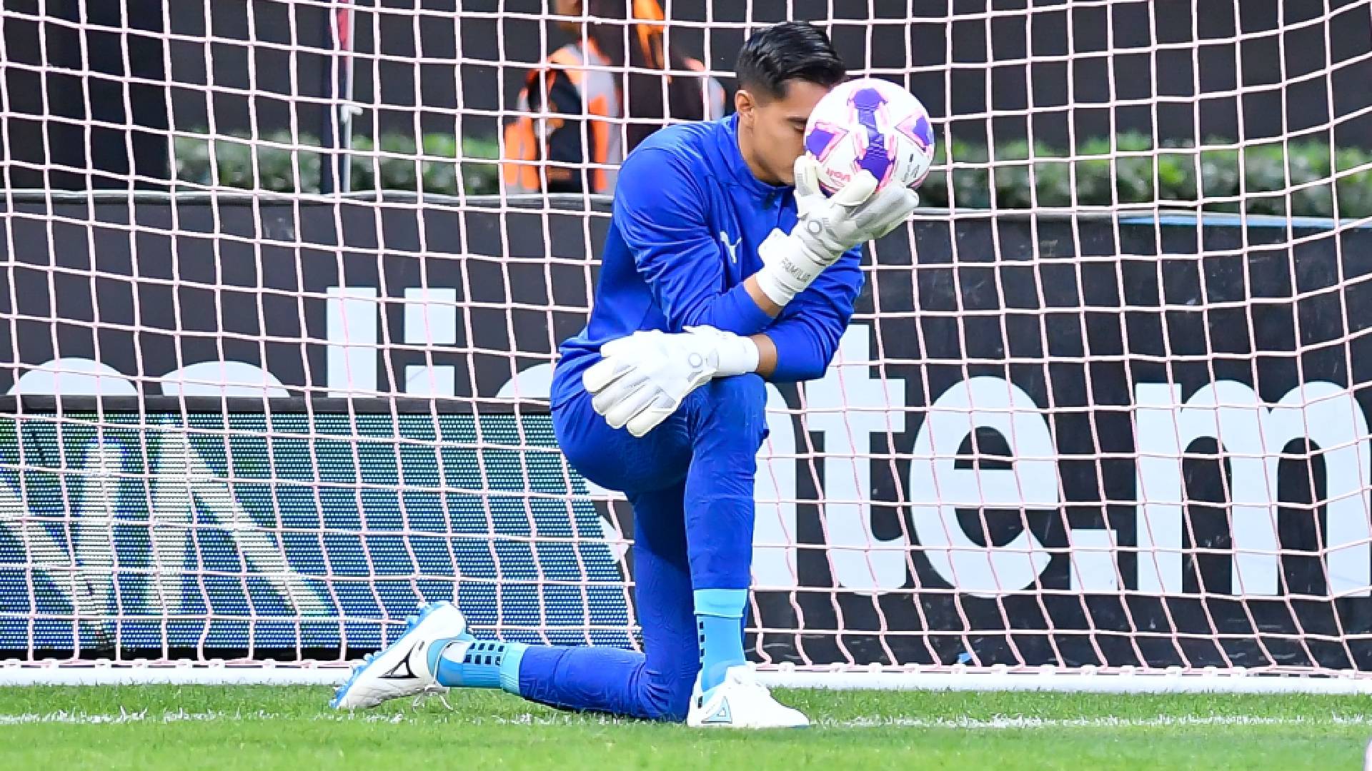 Los mejores memes del error de Tala Rangel en el gol de Necaxa ante Chivas