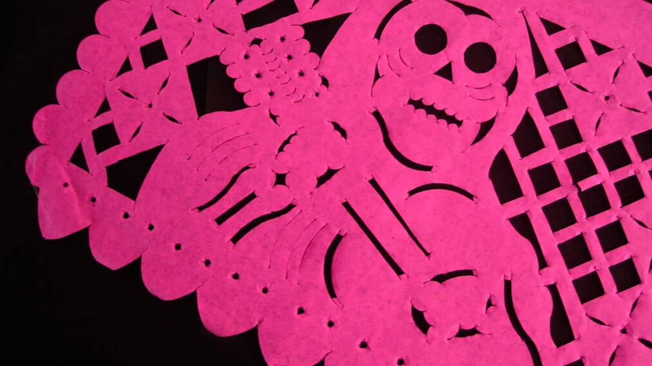 Rosa mexicano, el color que nació en la moda, ahora es parte de ...