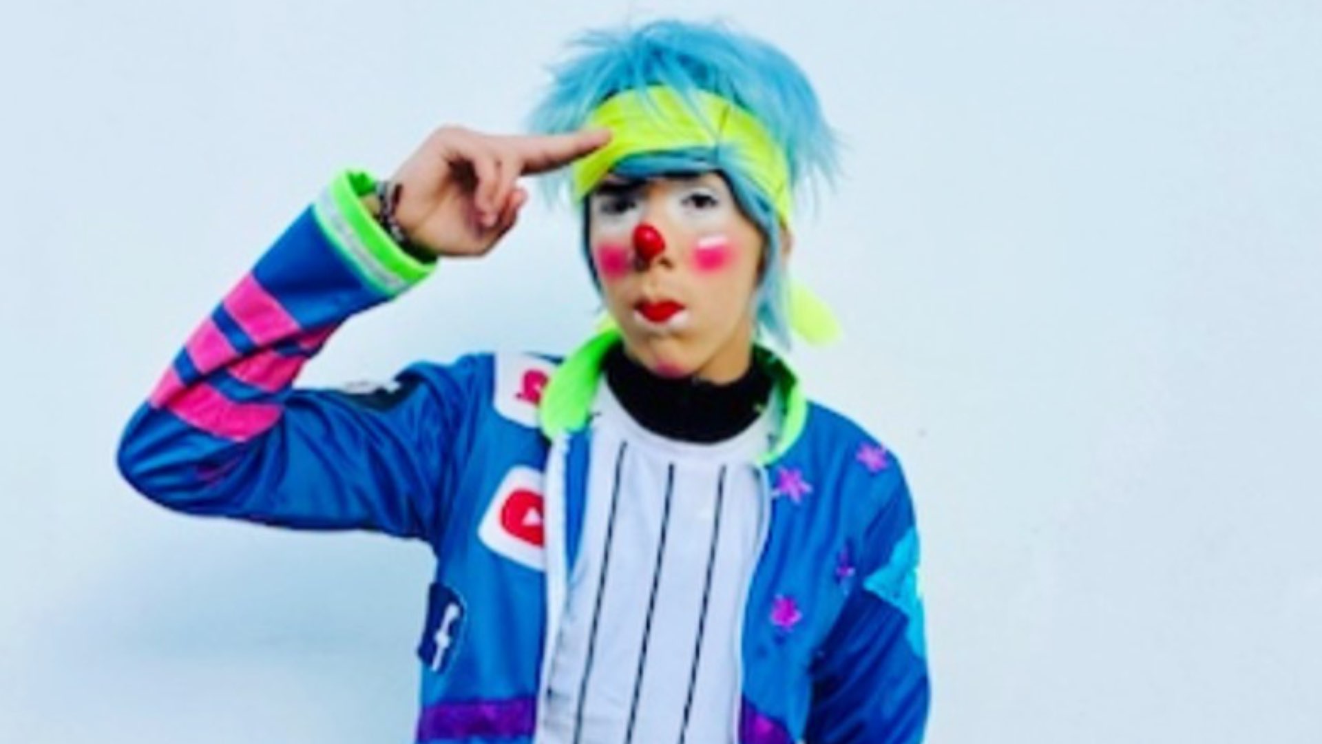 ¿Cuál fue la última publicación del payasito Larrix Flow antes de morir?