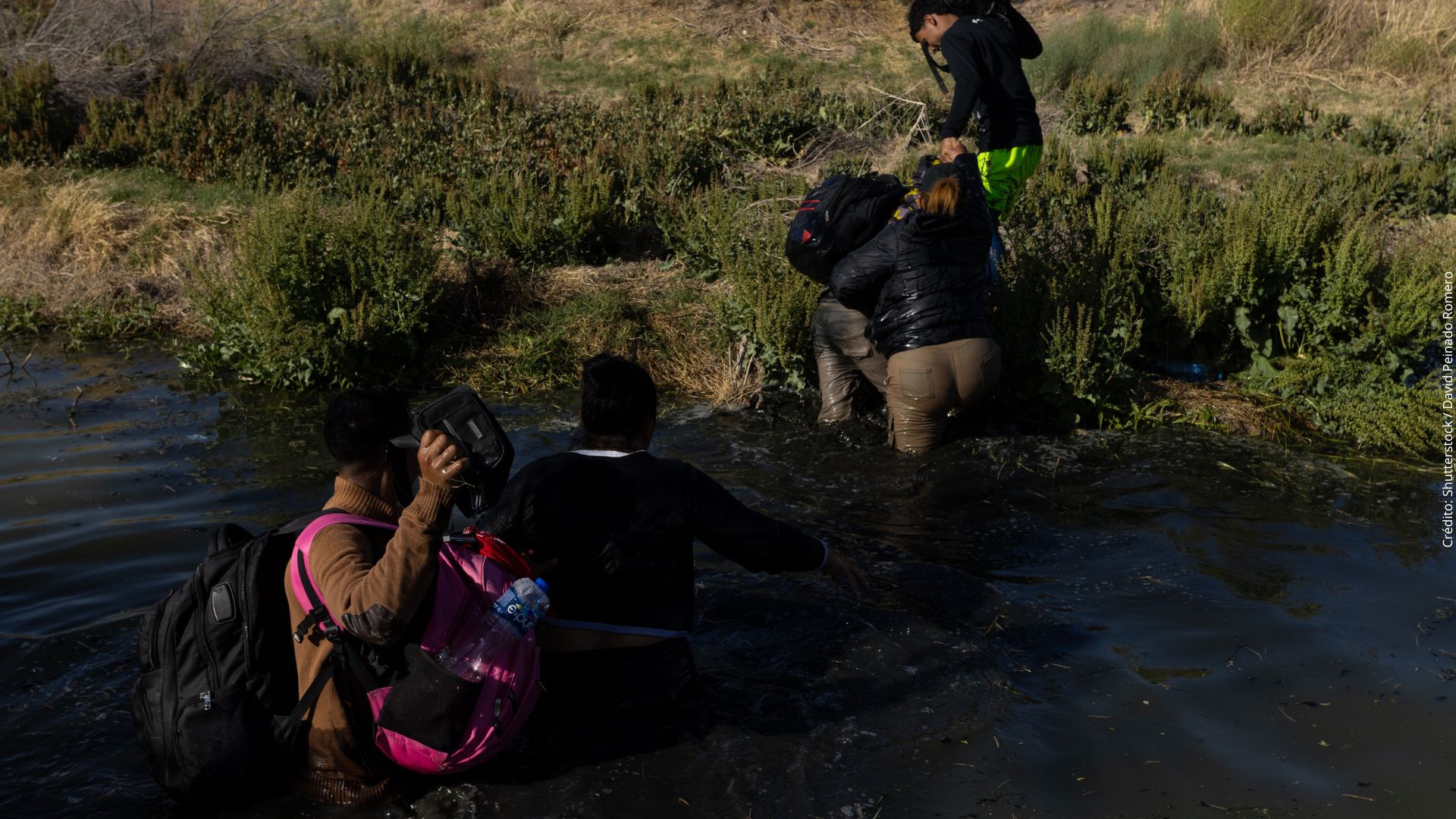 El castigo para quienes transporten migrantes en Texas