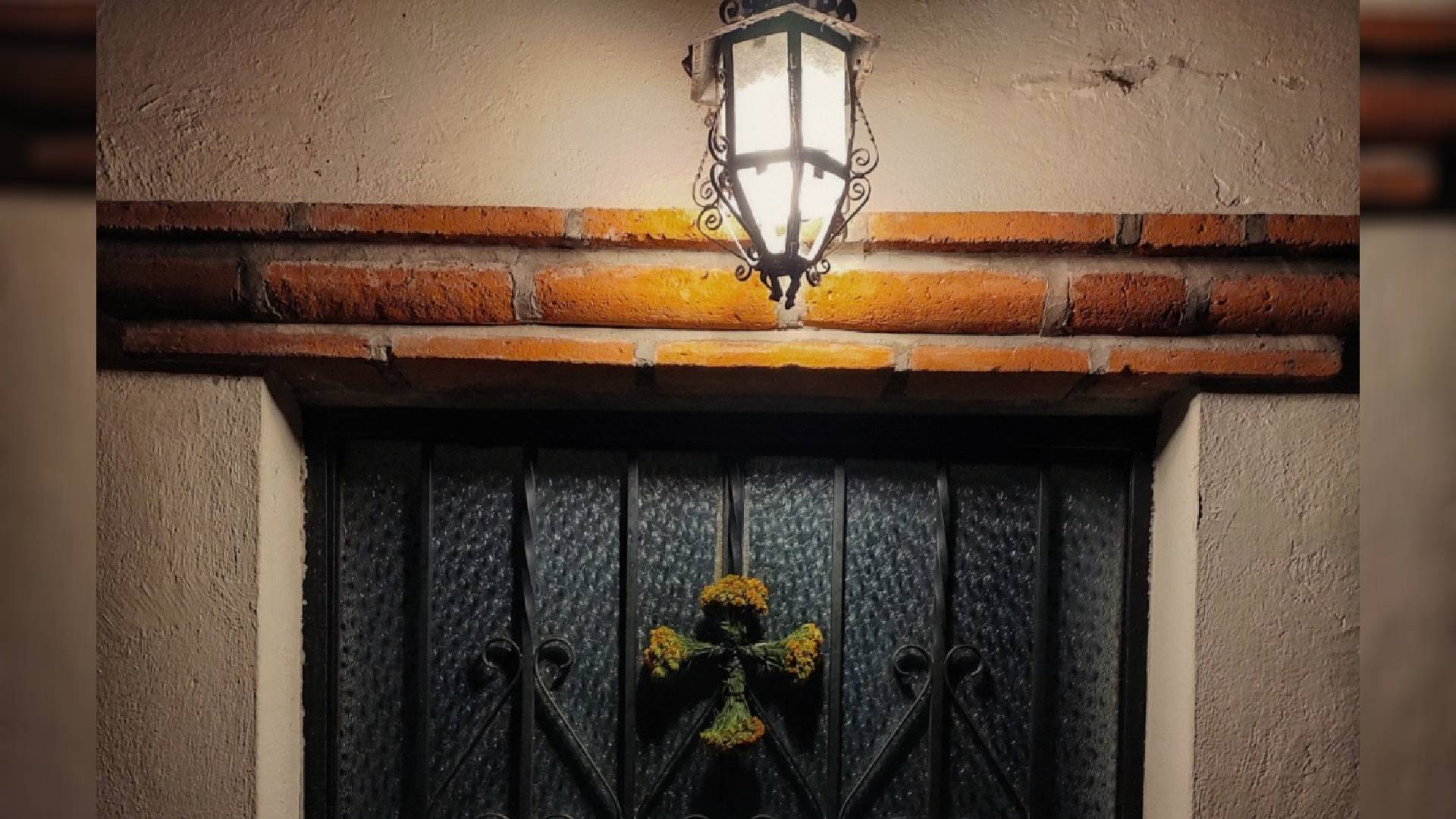 ¿Cuál es el origen de colocar las cruces de pericón cada 28 de ...