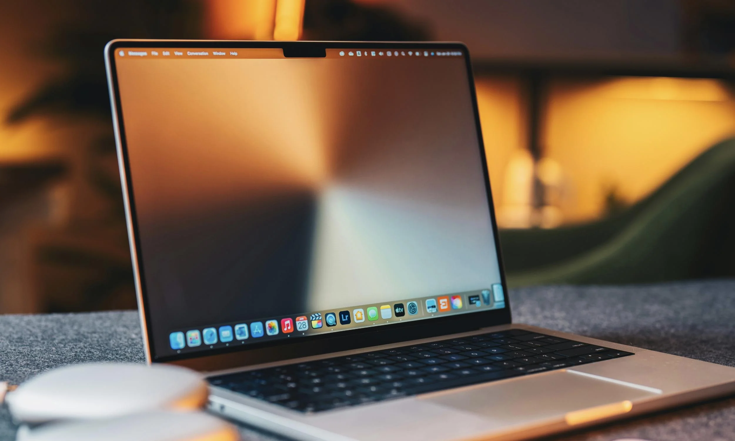 MacBook Pro con pantalla táctil OLED, chip M6 y macOS 27: lanzamiento y ...