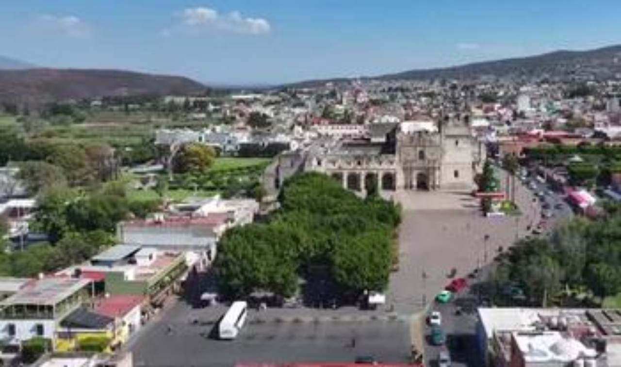 Visita Yuriria, pueblo mágico rodeado de naturaleza y bella ...