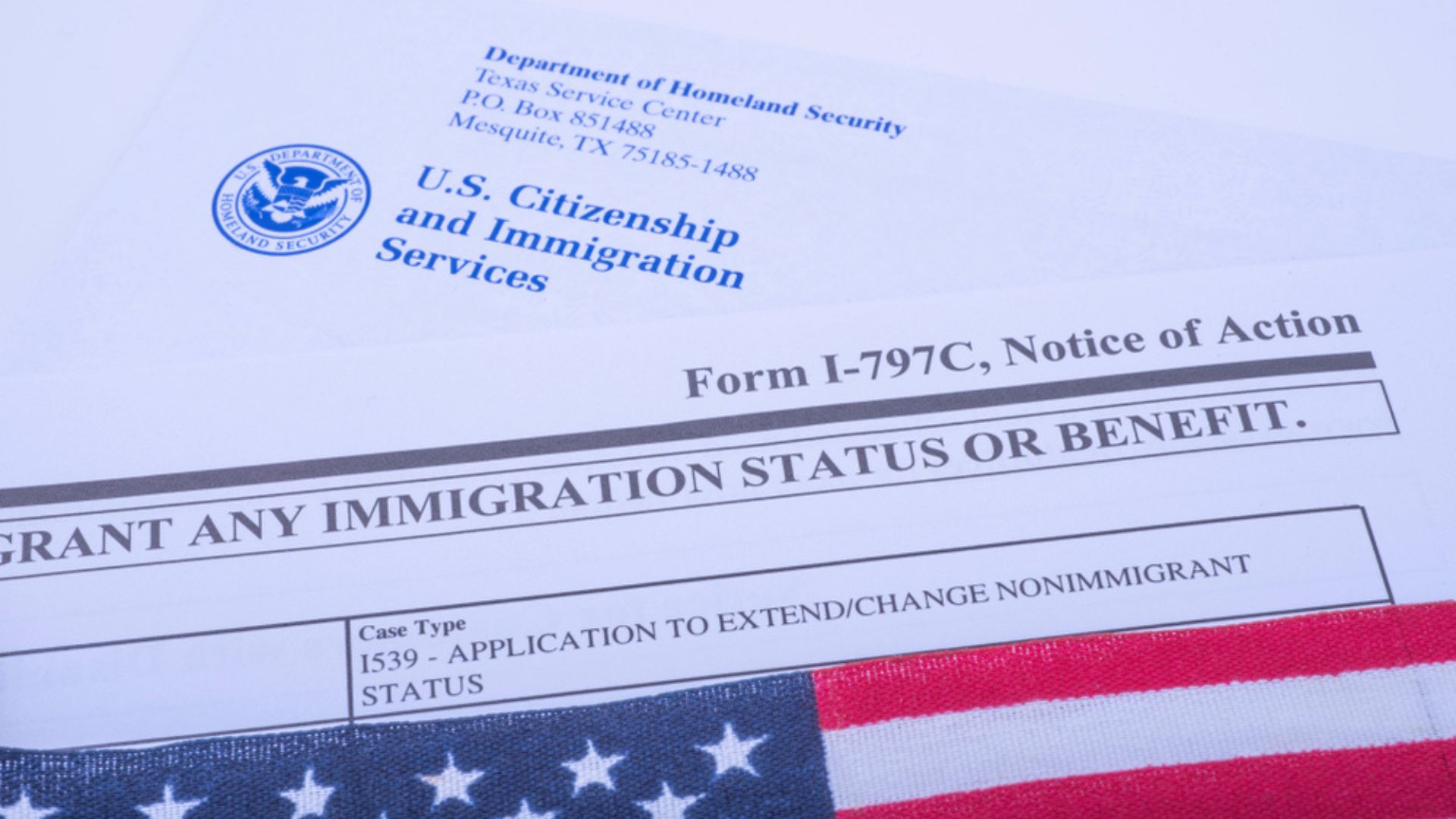 A partir de esta fecha, el USCIS dejará de enviar formularios por correo