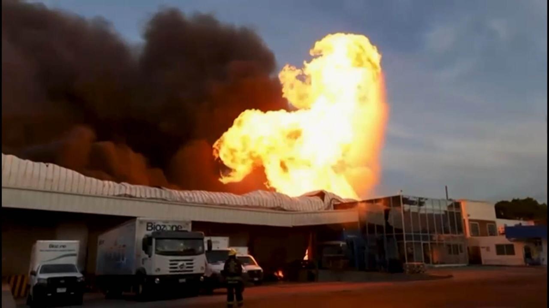 Acuerdan acciones para evitar incendios la zona industrial en Guadalajara