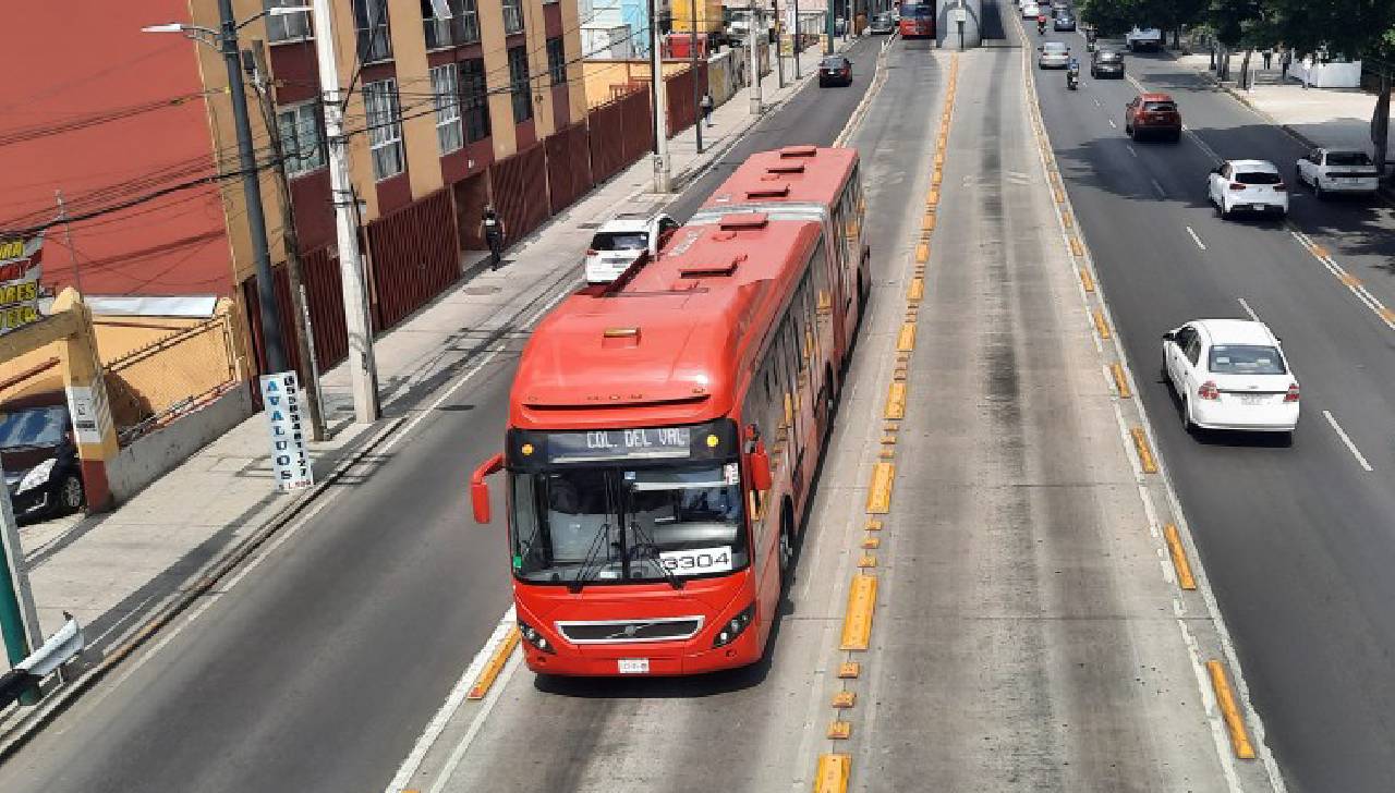 Metrobús CDMX: Estaciones que cerrarán en la Línea 2