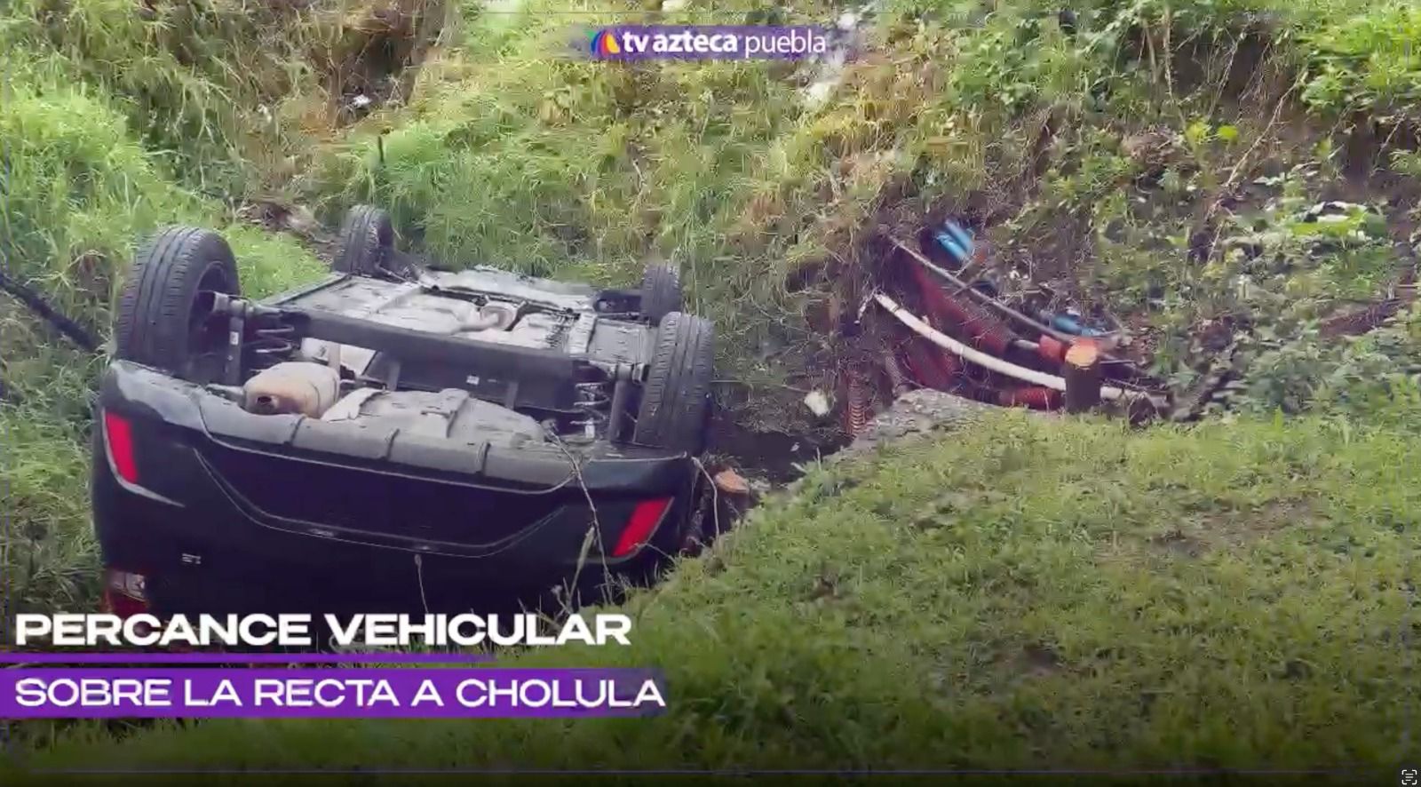 Auto volcado en la Recta a Cholula provoca tráfico y responsable se da ...