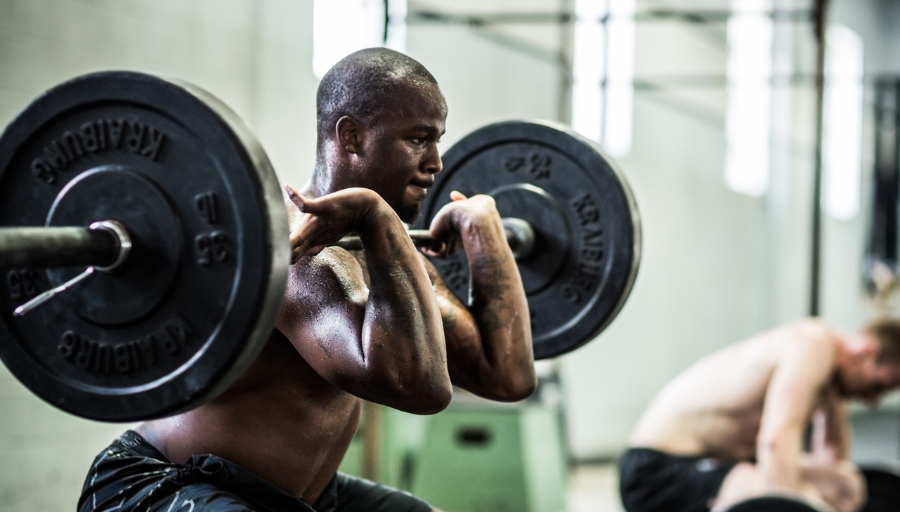 Crossfit o gym: ¿cuál es mejor y con cuál se ven resultados más rápido?