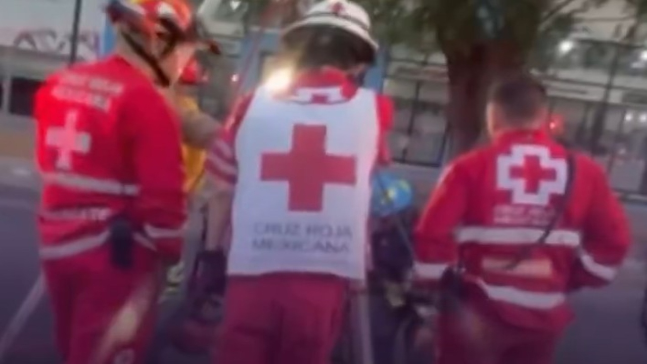 Accidente en Jalisco: Joven queda atorado en el interior de una ...