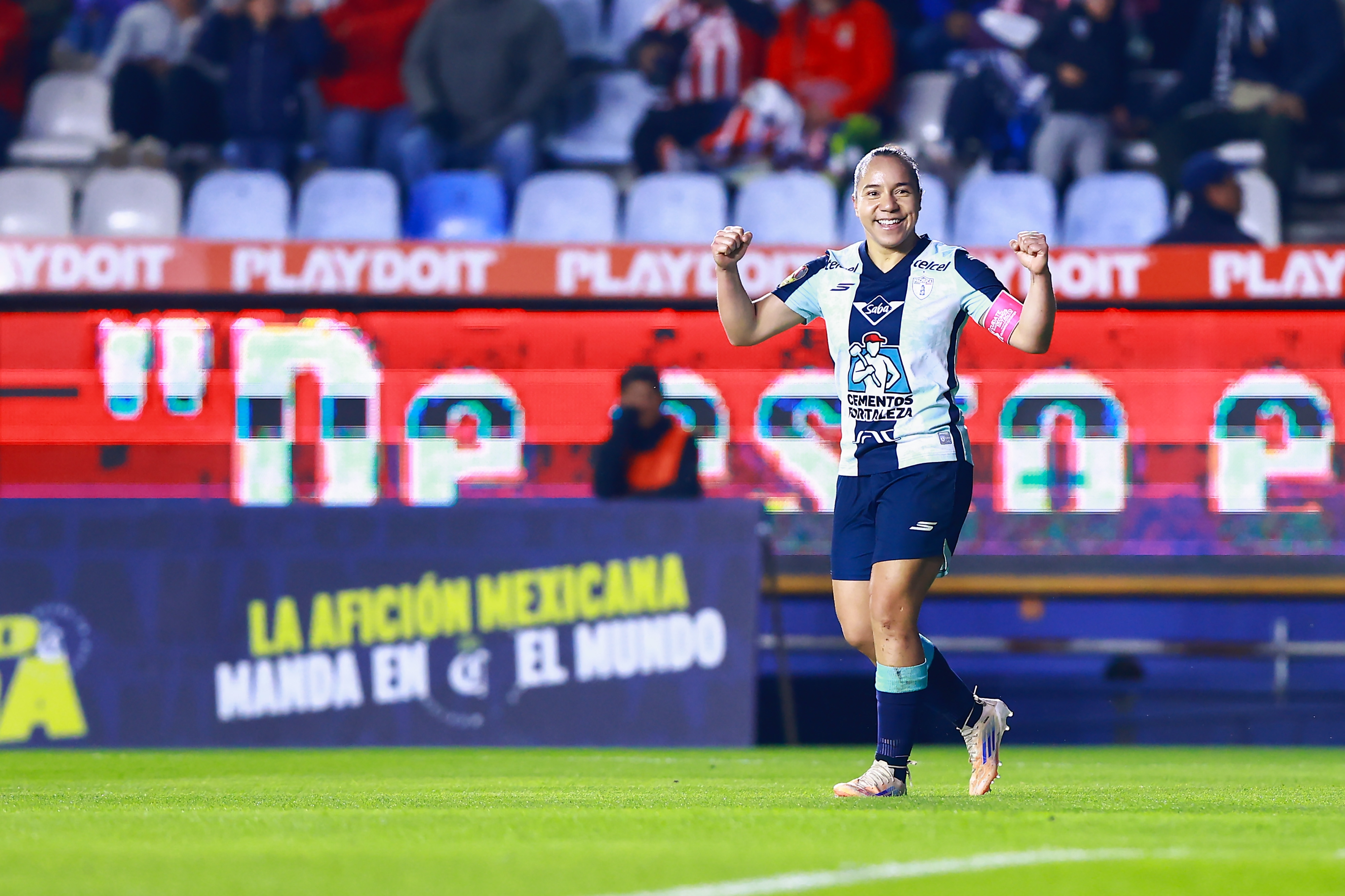 ¡Nuevo récord goleador! Charlyn Corral rompe su récord de goles