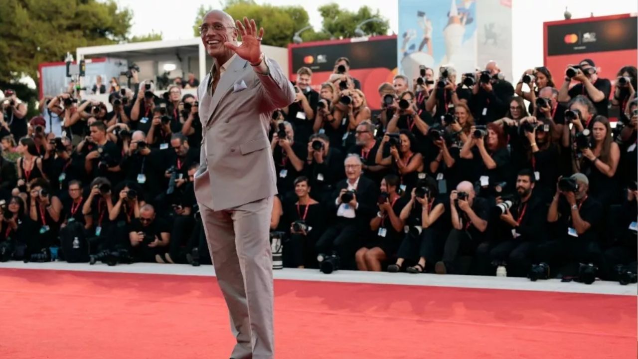 Dwayne The Rock Johnson sorprende en estreno The Smashing Machine