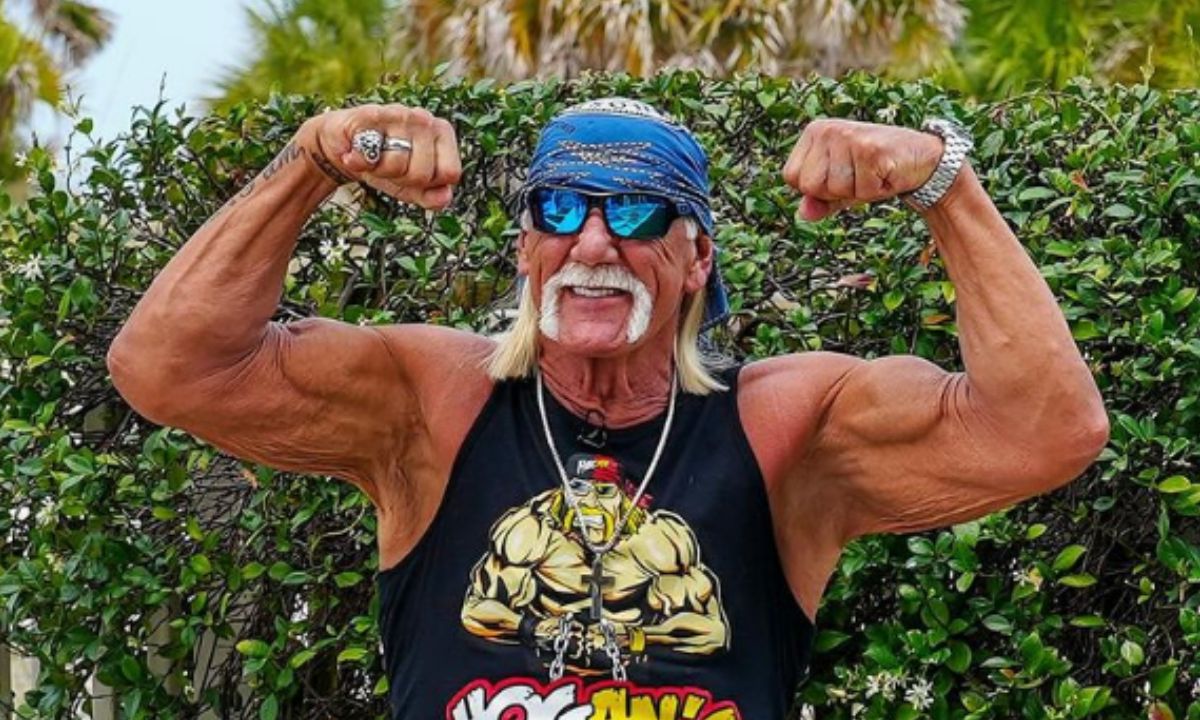 Hulk Hogan, leyenda de WWE rescata a mujer tras accidente vehicular