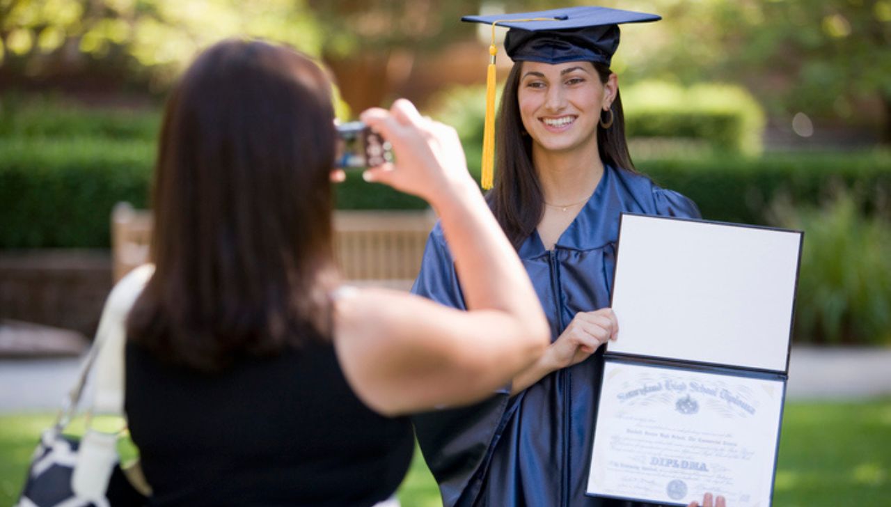 Estos son los requisitos para obtener el título profesional mediante el ...