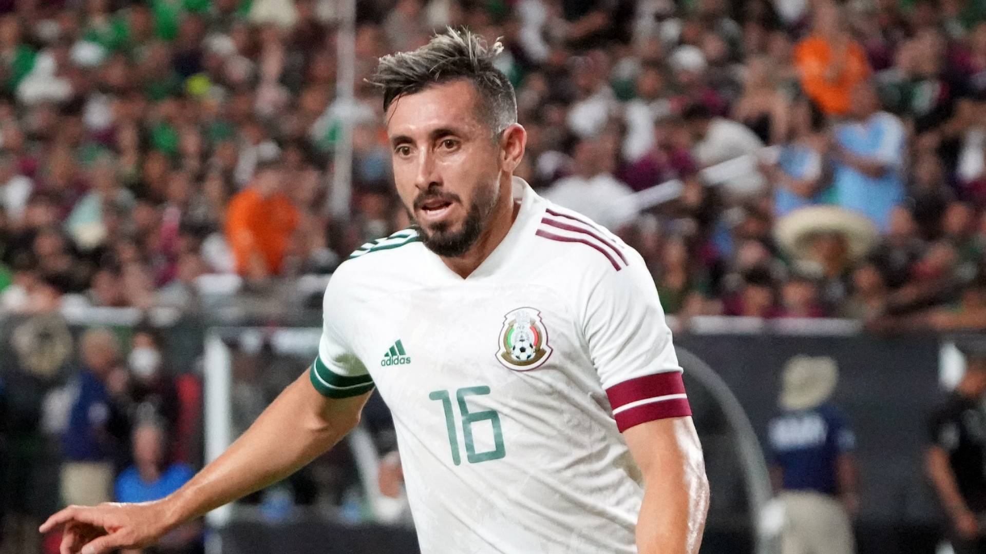 FOTOS: Héctor Herrera sufre brutal corte en el rostro | MLS
