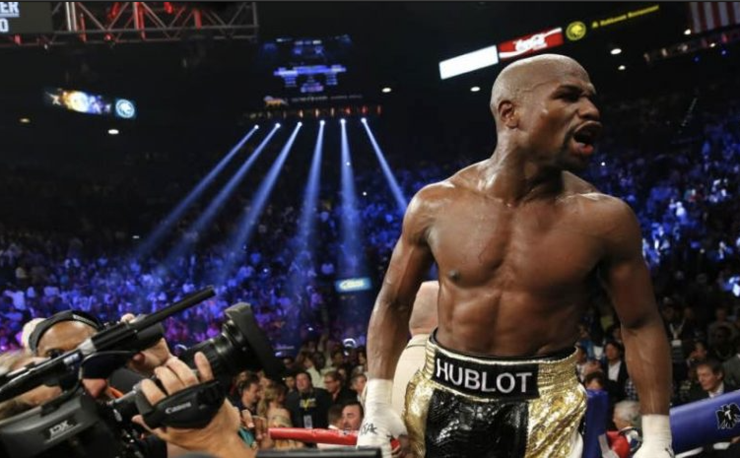 Floyd Mayweather Jr manda víveres a la gente de Israel en su jet privado
