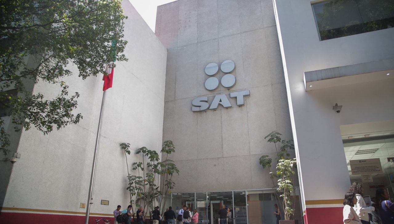 SAT multará con 11 mil pesos a contribuyentes que no cumplan este ...