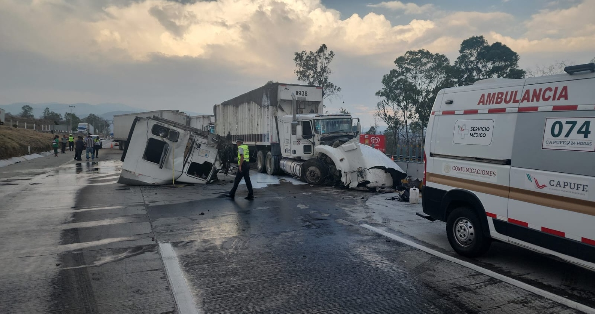 Fuerte accidente entre tráileres causa cierre a la circulación en la ...