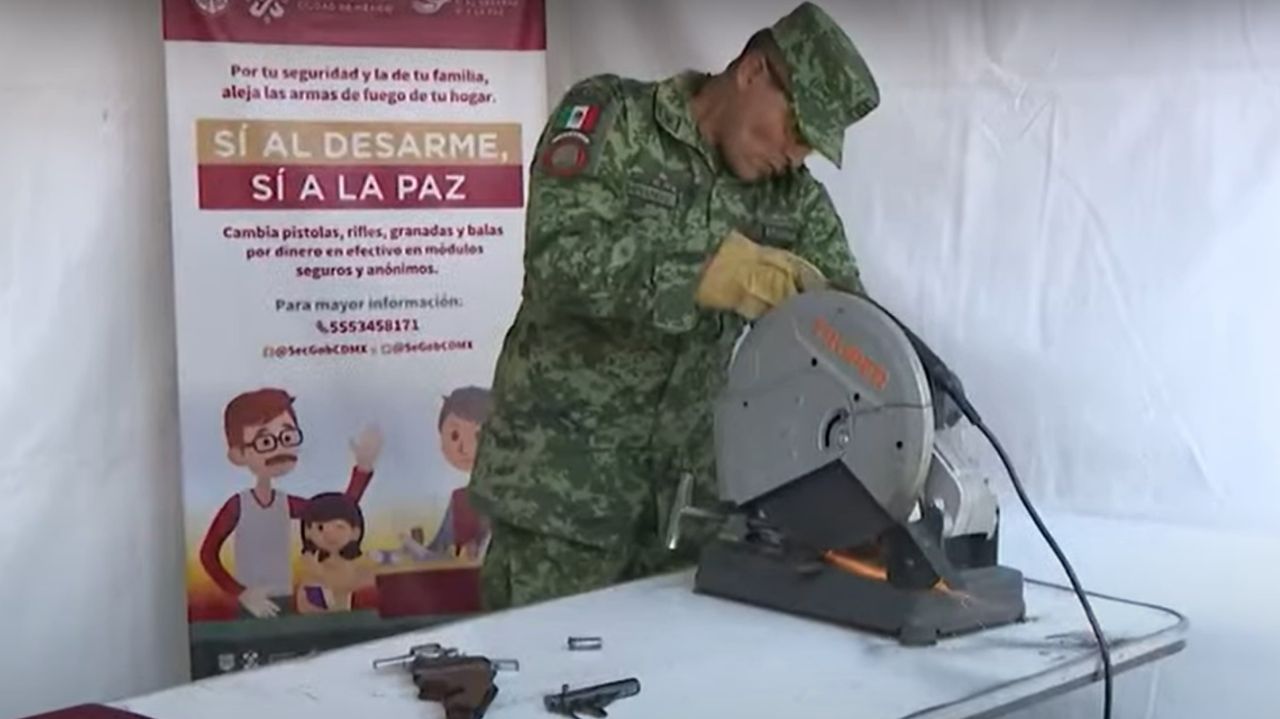 En CDMX, Desarme Voluntario va por 3 tonelades de metal en 2023