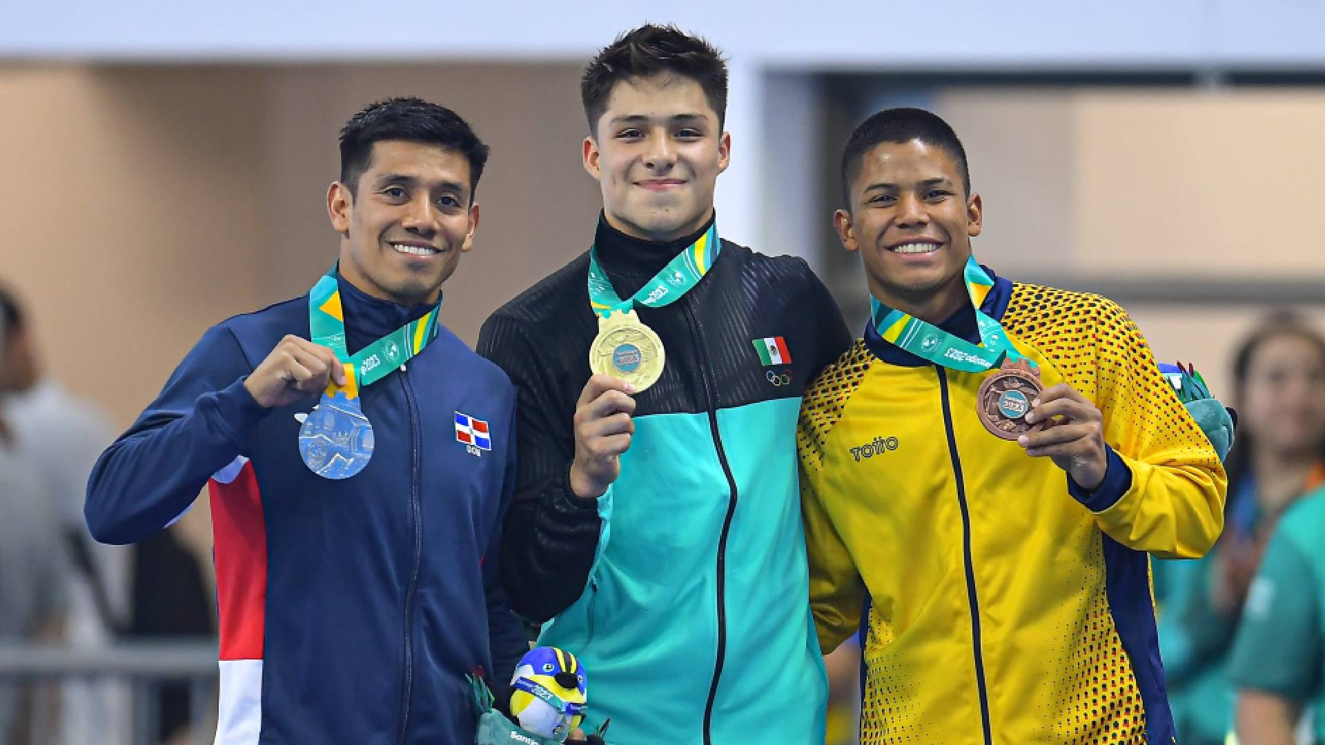 Los clavadistas Victoria Garza y Jonathan Ruvalcaba no representarán a ...