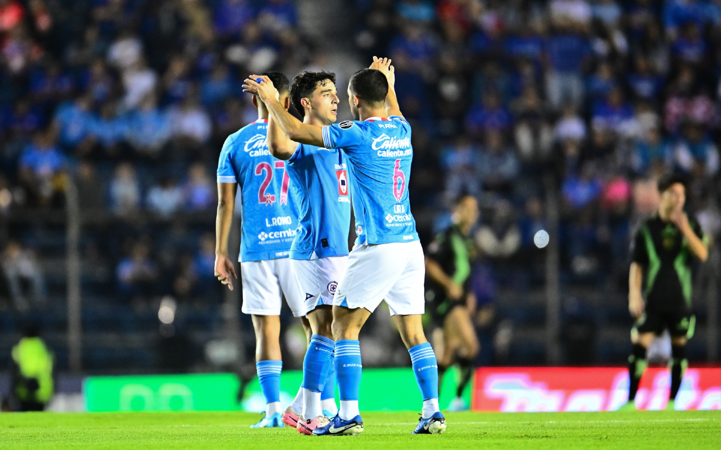 Cruz Azul golea a Juárez en la Jornada 13 del Apertura 2024