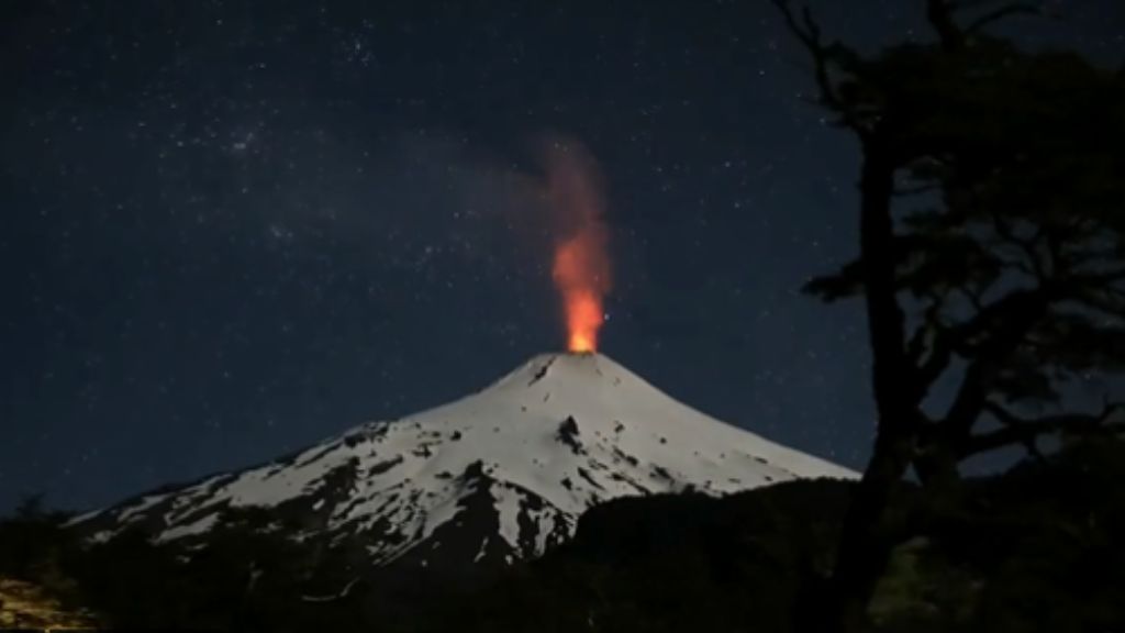 Se activó el volcán Villarrica en Chile este viernes