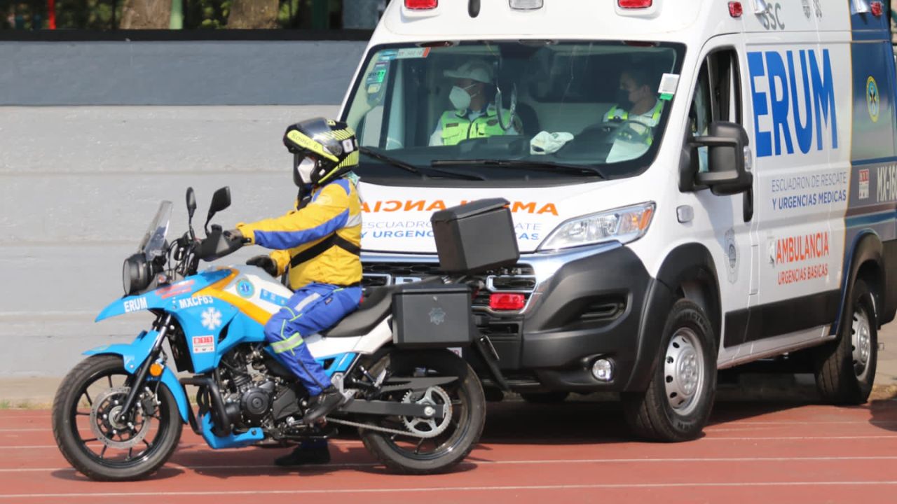 ERUM estrena 25 nuevas ambulancias con equipo de última generación