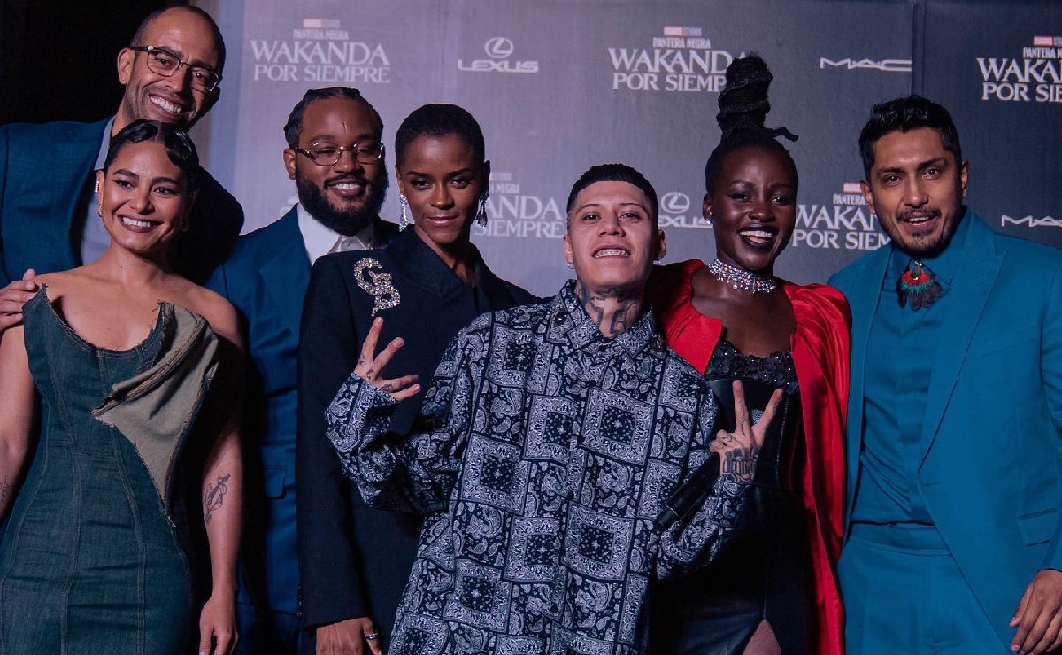 Santa Fe Klan aparece con el reparto de Wakanda Forever