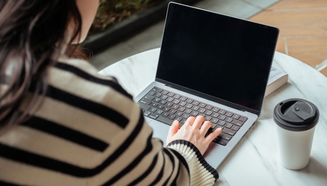 Precio de la laptop Vios Book Intel Core en Soriana este 2025