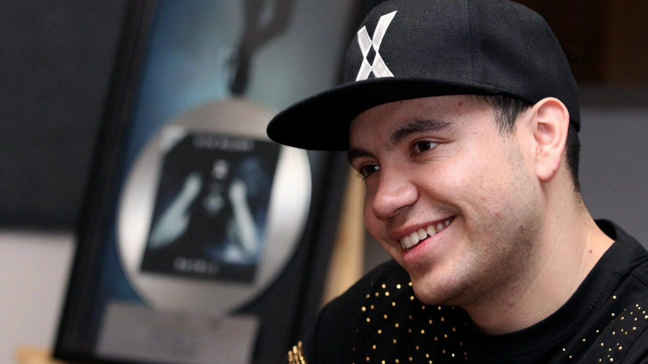 ¿Quién es Raymix, el autor de la canción 'Oye Mujer'?