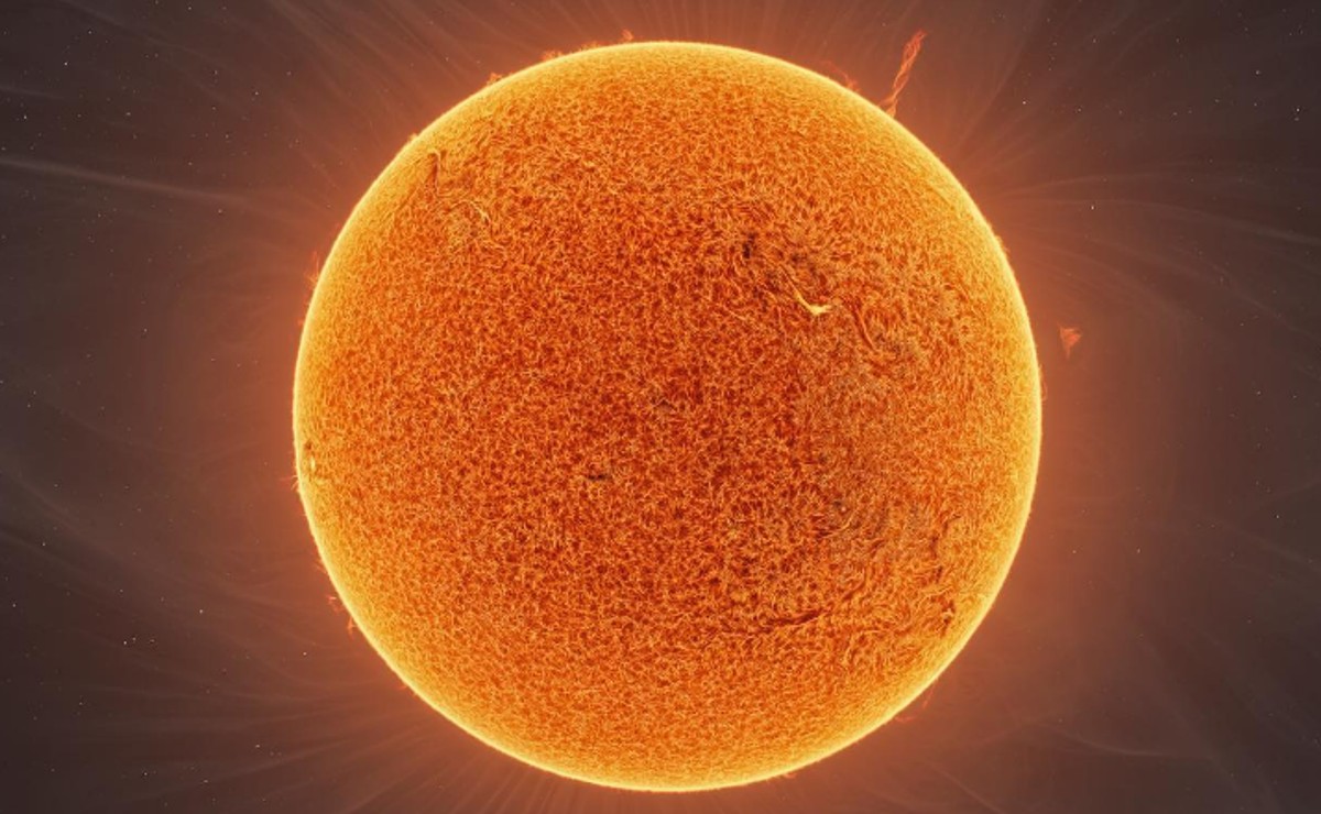Andrew McCarthy nos cautiva con fotos nítidas del Sol