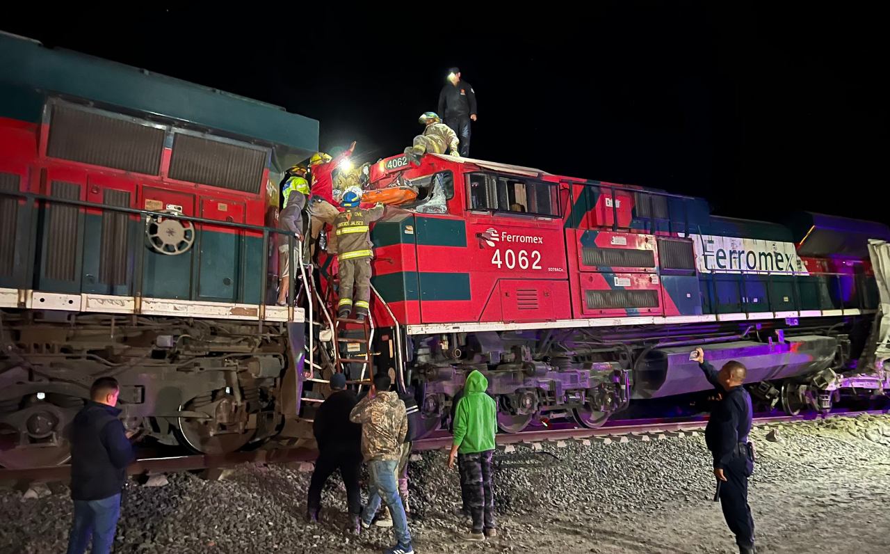 Así fue el aparatoso choque de dos trenes en Amacueca, Jalisco, hay 7 heridos