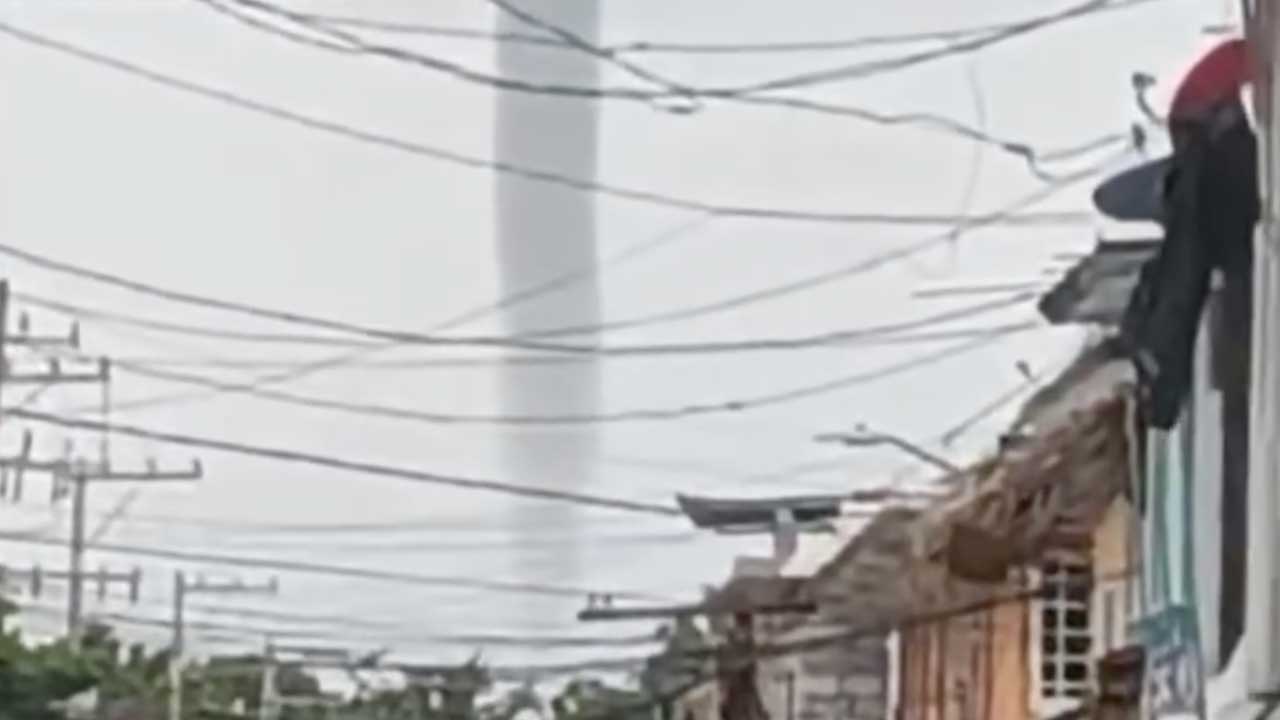 ¿Qué es y cómo se forma una tromba marina como la que sorprendió en Marquelia, Guerrero?