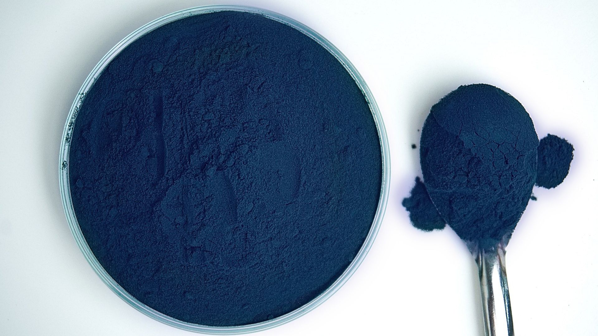 Oro azul: el potente superalimento que debes conocer