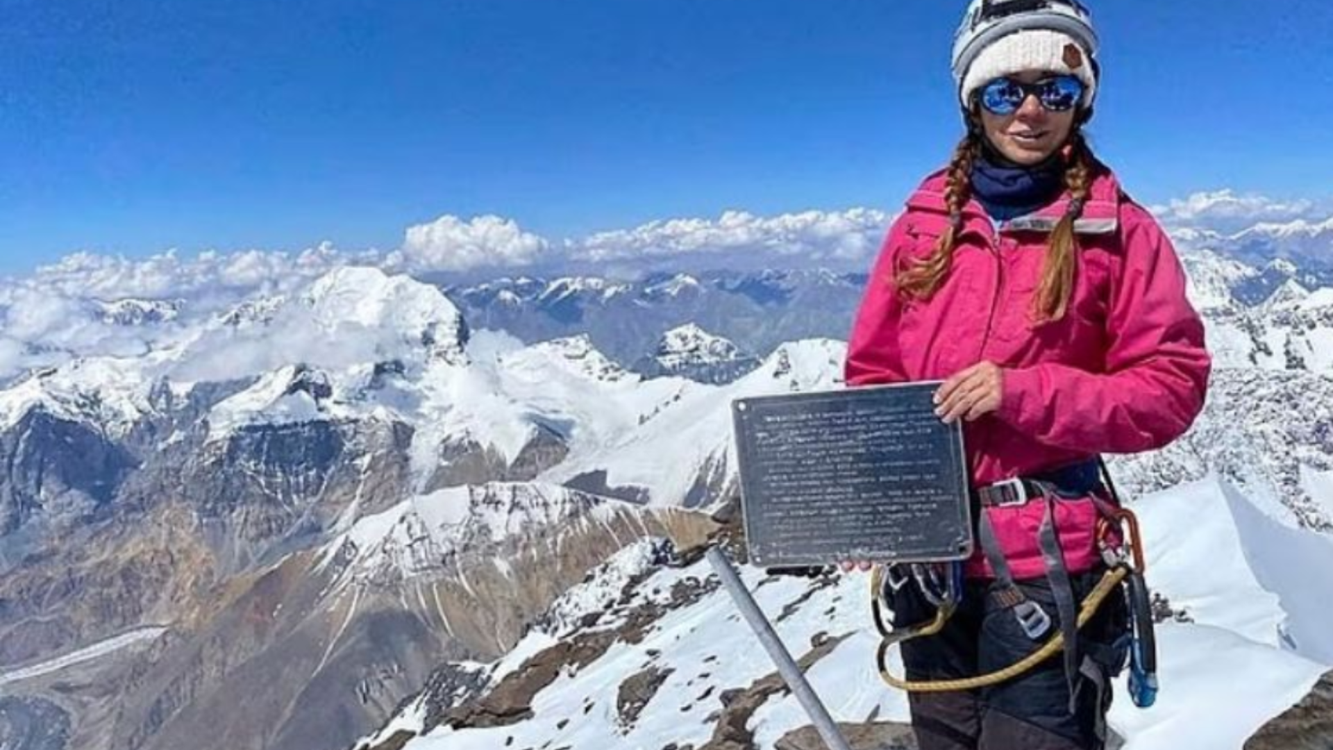 Mujer muere congelada en montaña de Austria, su novio la abandonó