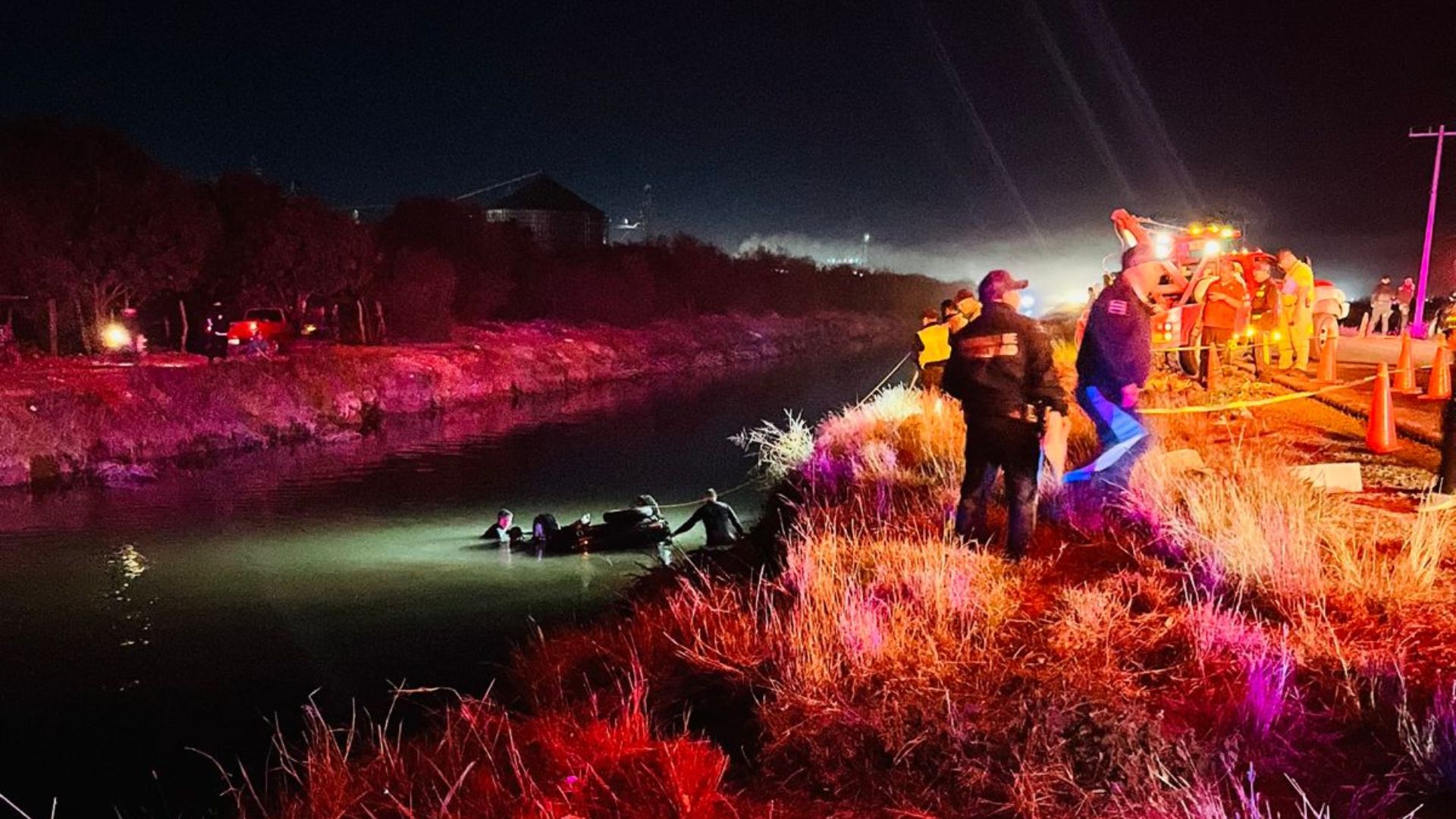 Canalazo en Ahome: investigan un neumático reventado como posible causa